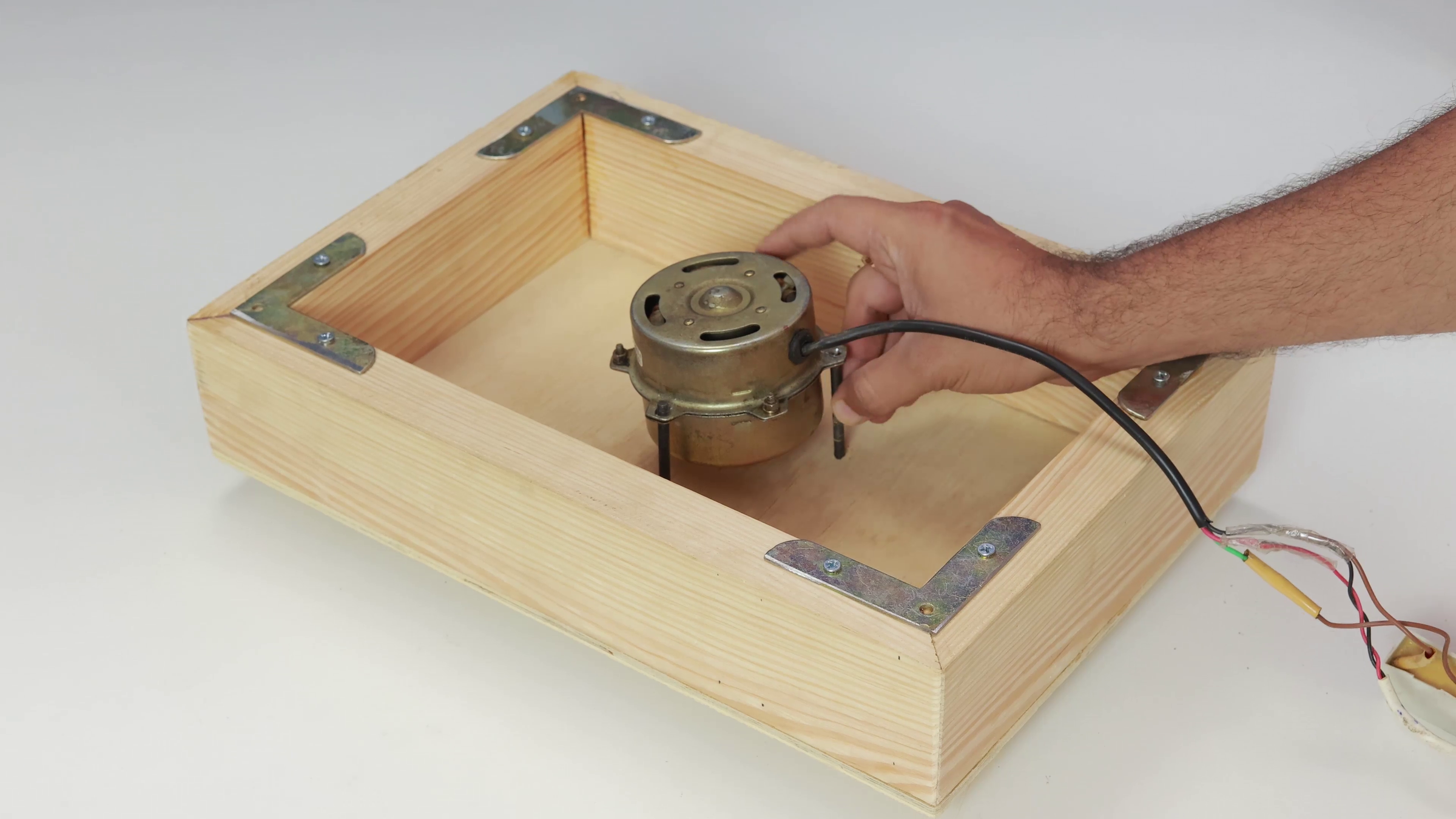 Wooden Chapati Maker at Home : 10 Steps (with Pictures) - Instructables