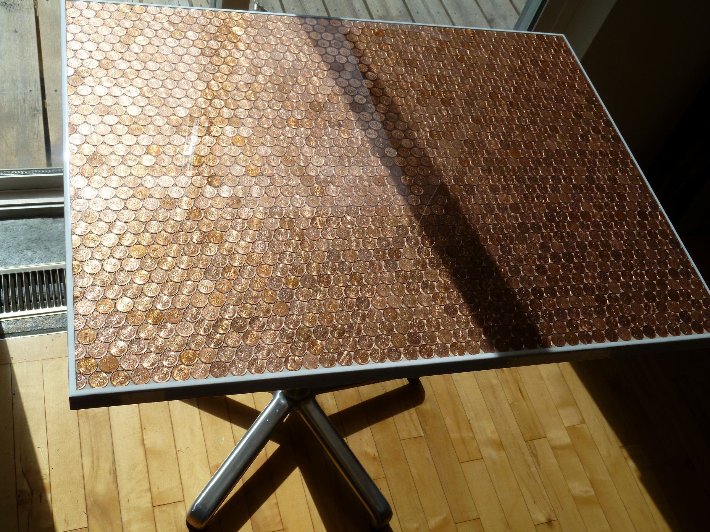 PENNY TABLE : 4 Steps (with Pictures) - Instructables