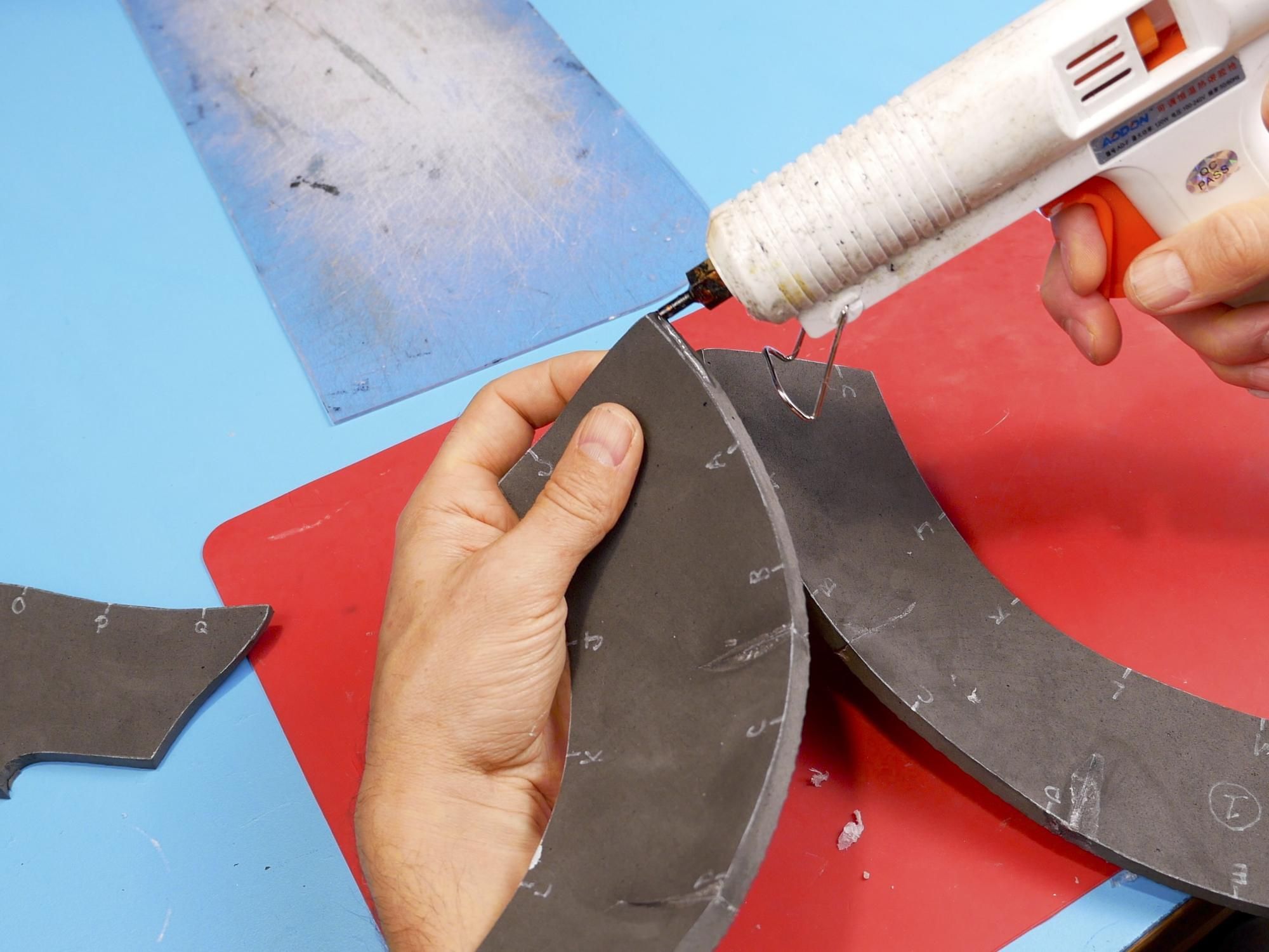 DIY Spartan Helmet Costume From Foam! : 27 Steps (with Pictures ...