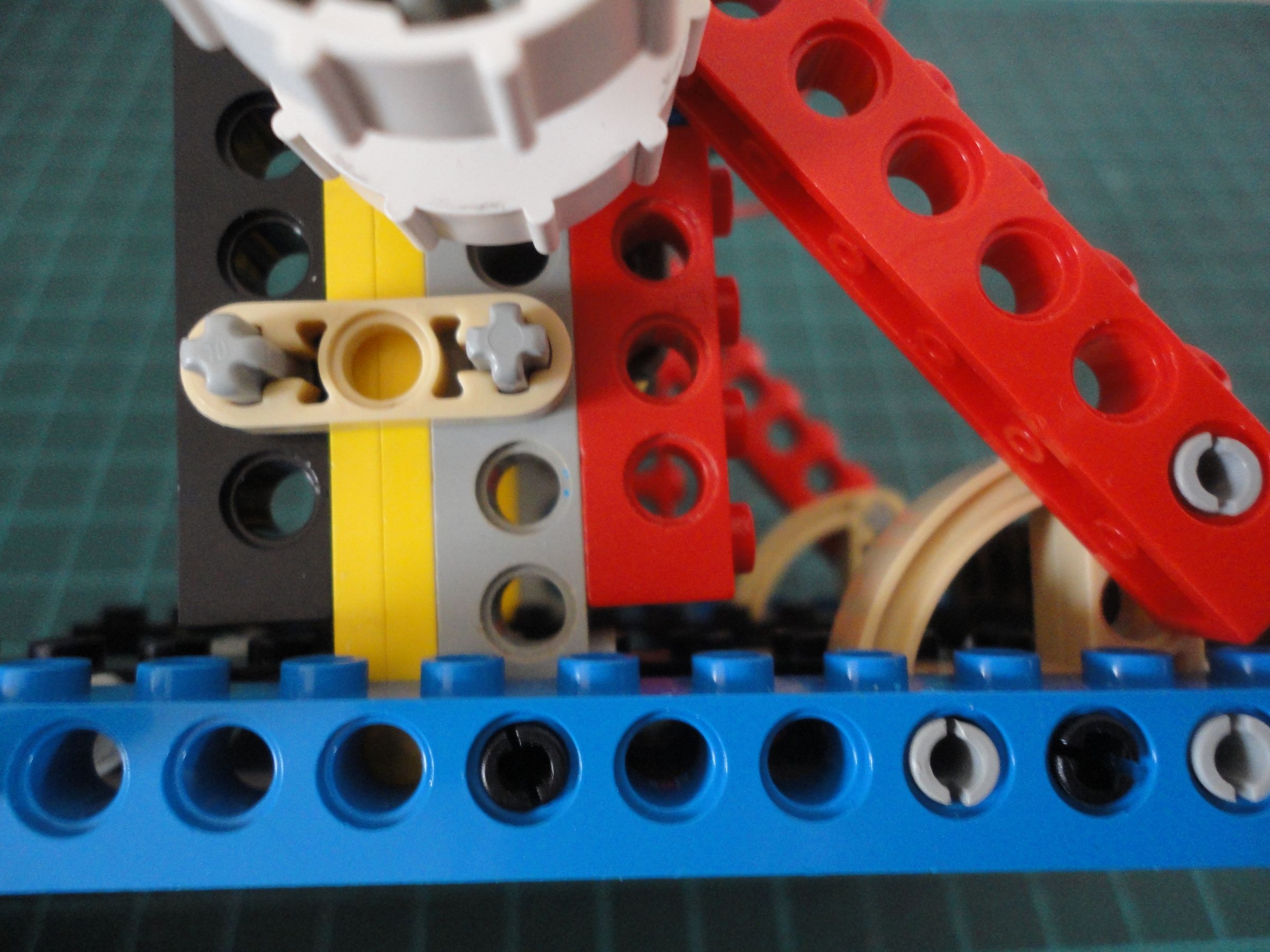 Lego Track Bot : 14 Steps (with Pictures) - Instructables