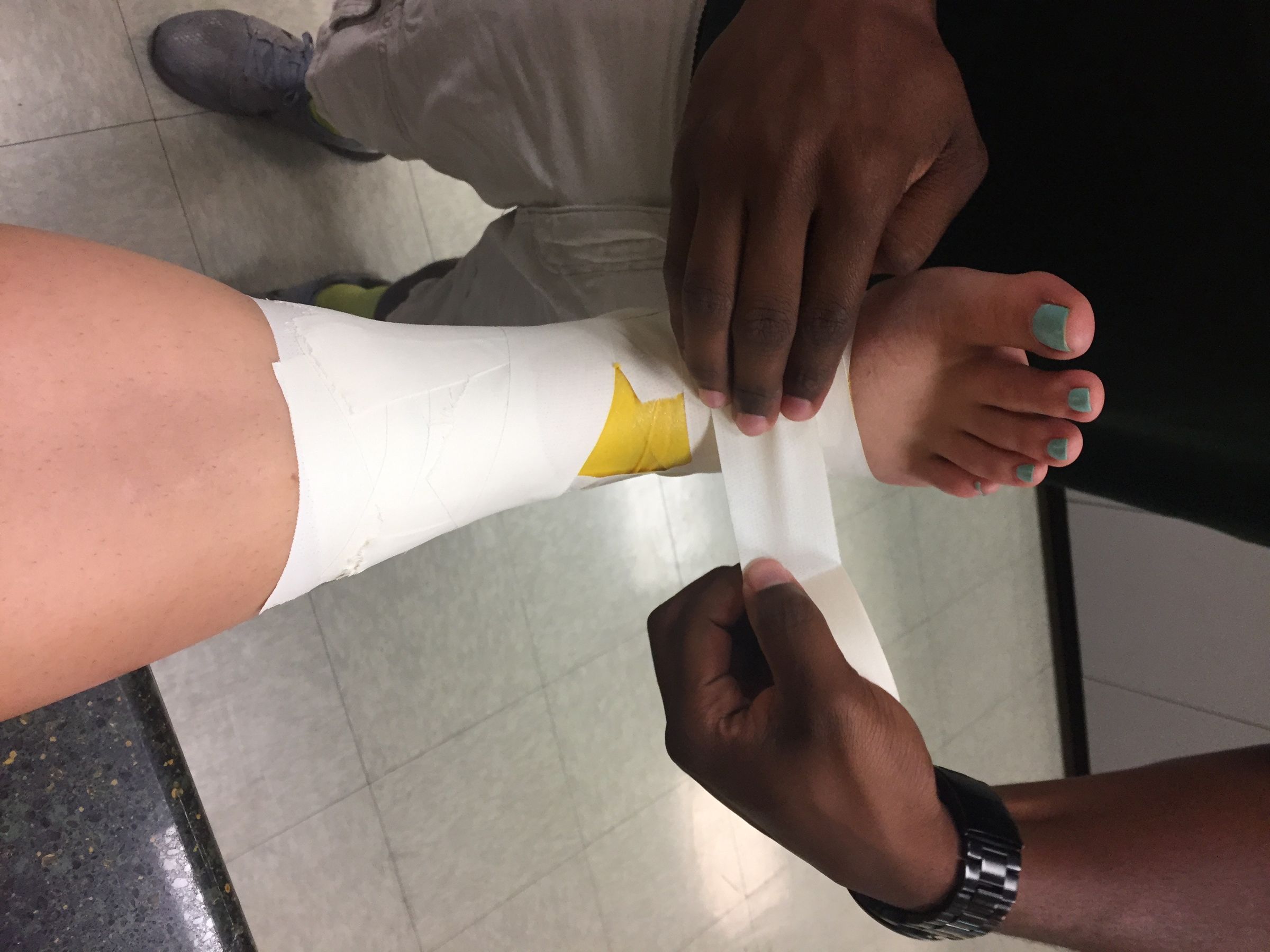Ankle Taping : 8 Steps (with Pictures) - Instructables