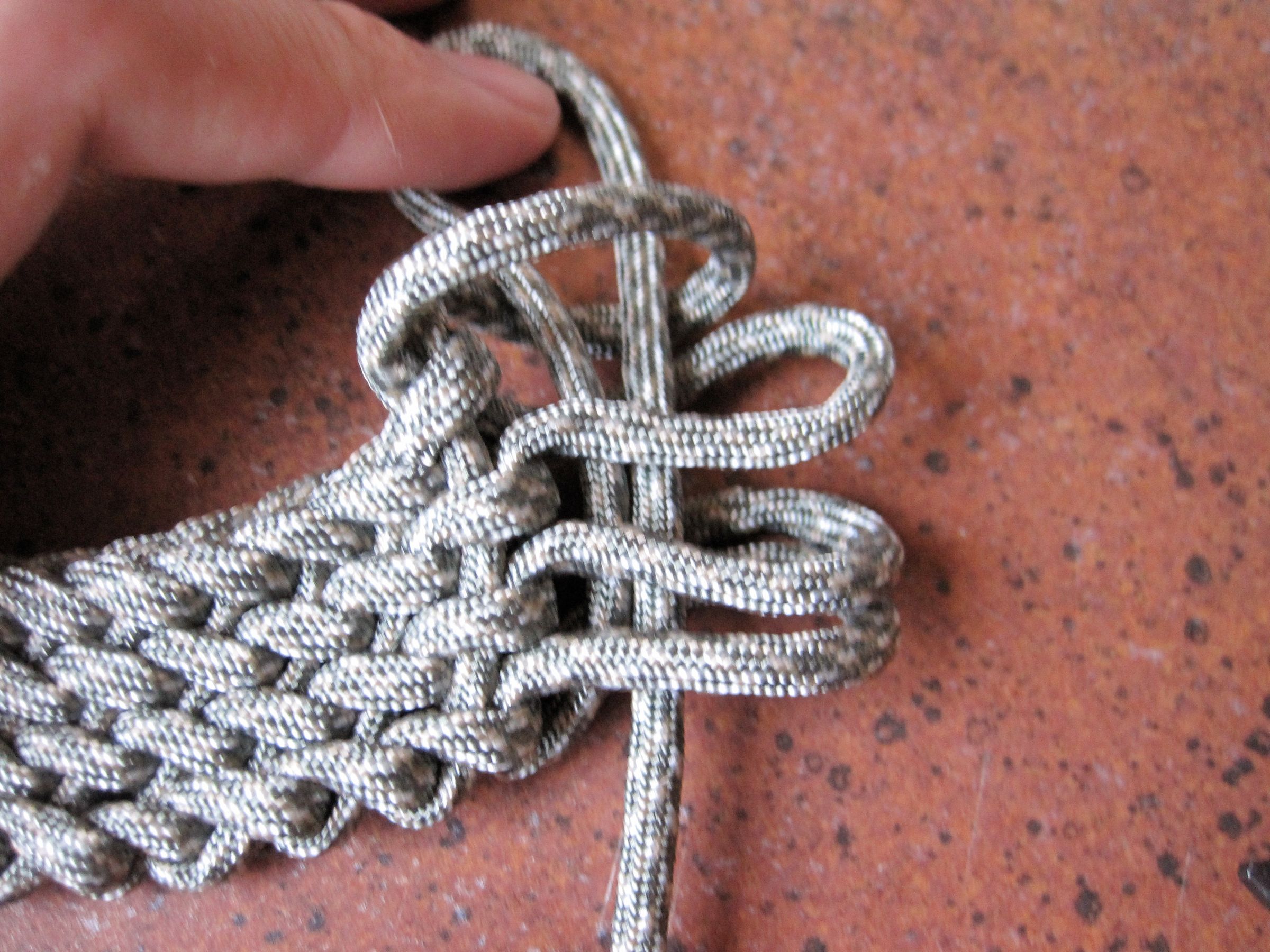 Slatts Paracord Rescue Bracelet (no Buckle) : 7 Steps (with Pictures ...