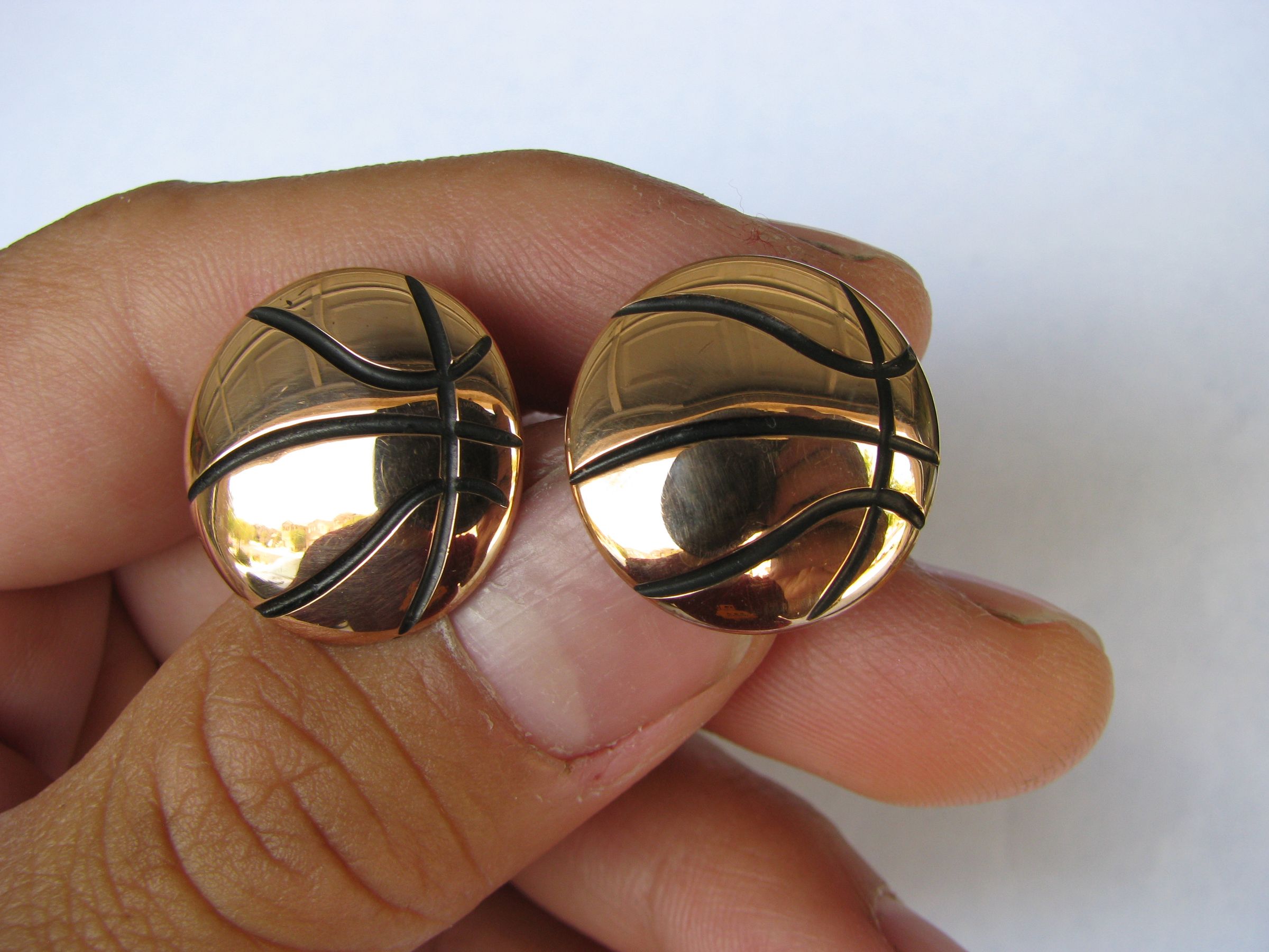 DIY Cufflinks : 10 Steps (with Pictures) - Instructables