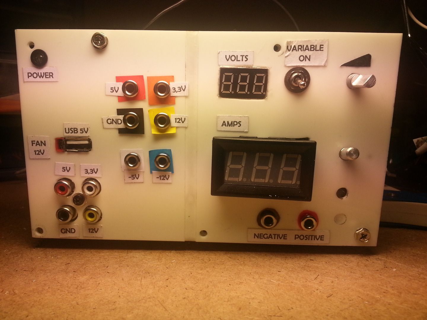Super Recycled Benchtop Power Supply : 6 Steps (with Pictures ...