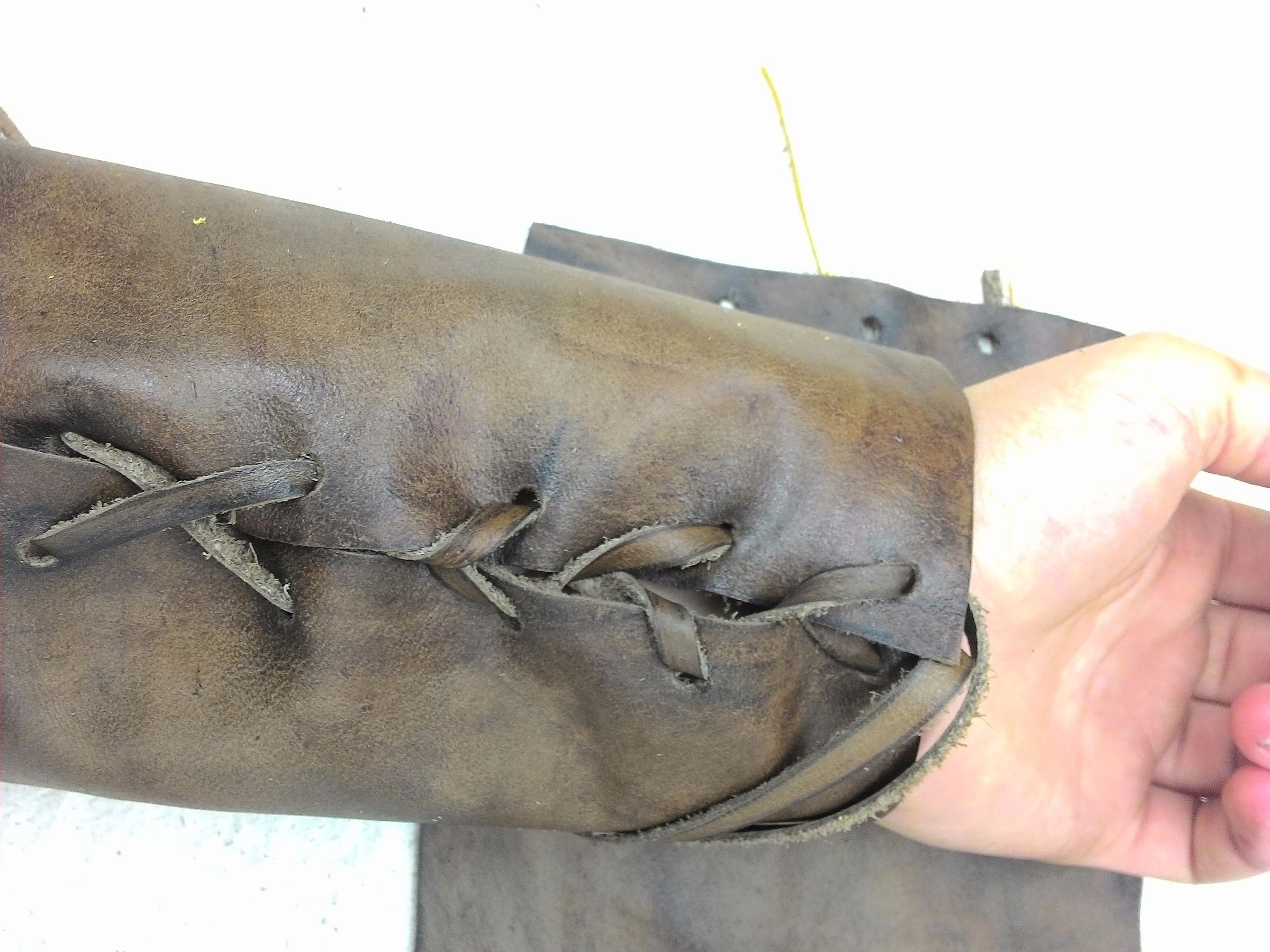 Gauntlets : 7 Steps (with Pictures) - Instructables