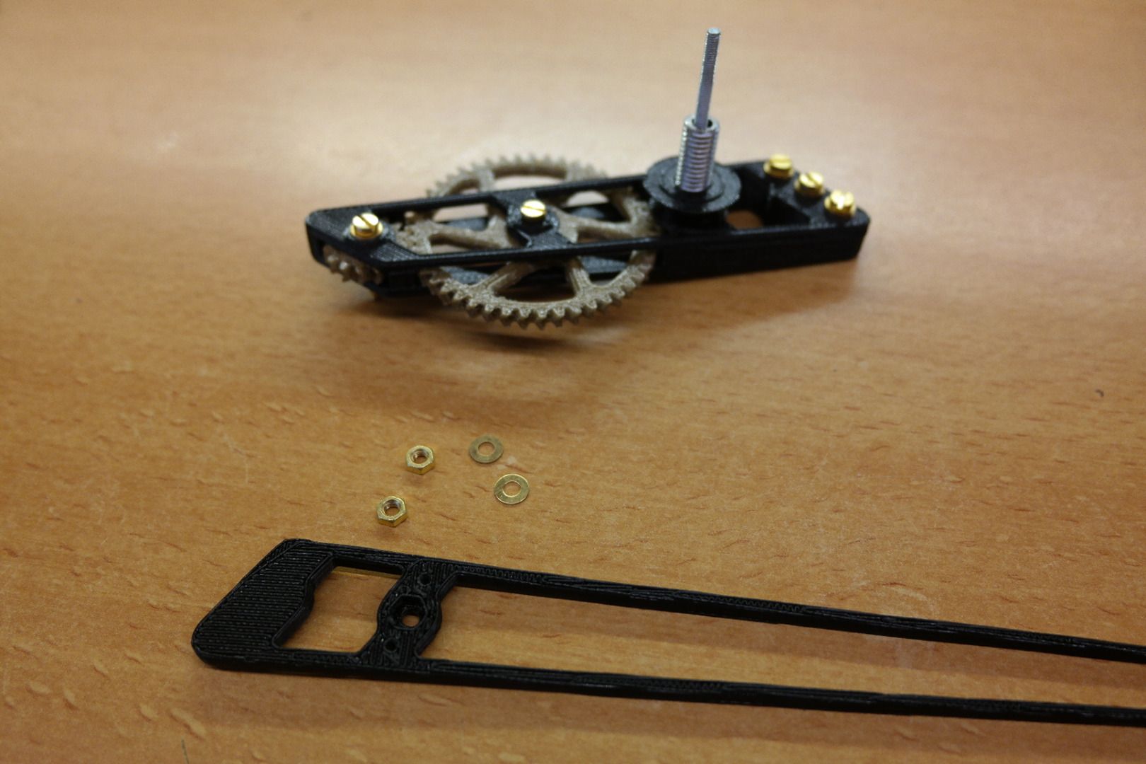 Hand in Hand Skeleton Clock : 11 Steps (with Pictures) - Instructables