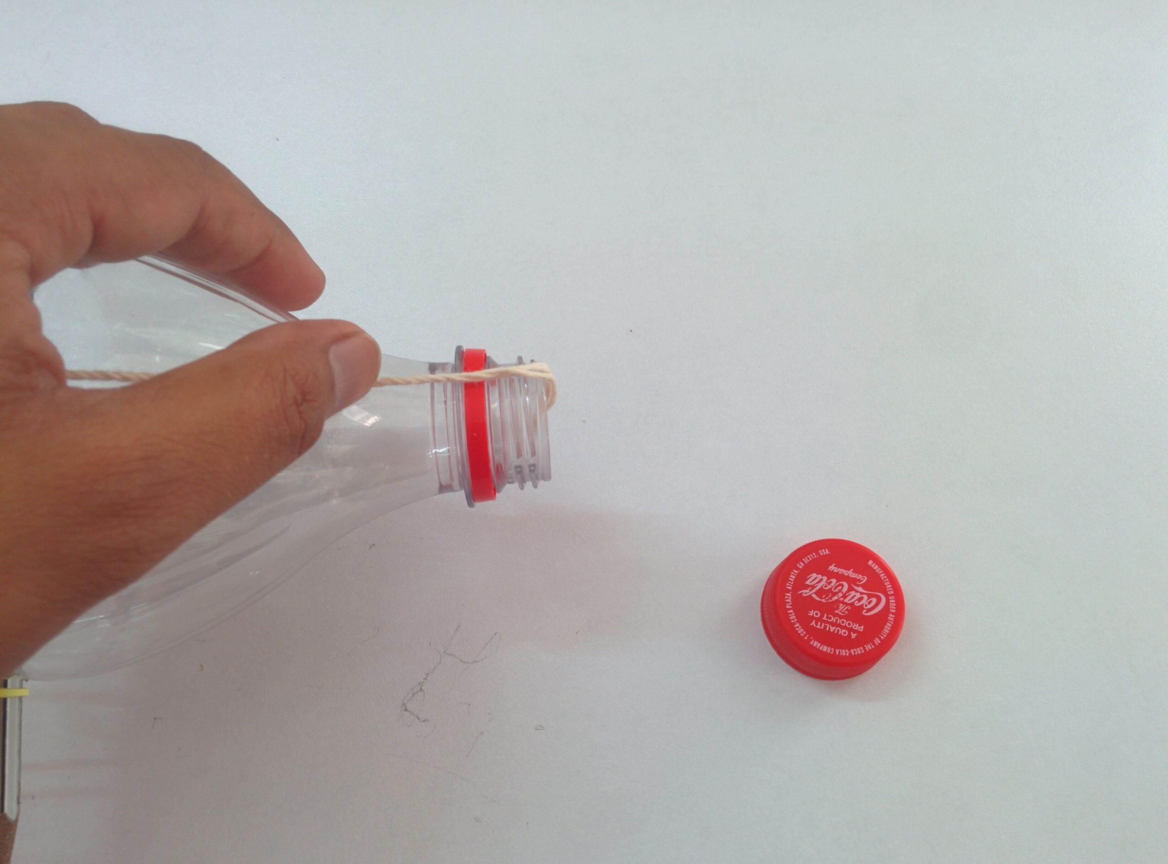RECYCLED BOTTLE RAT TRAP : 13 Steps (with Pictures) - Instructables