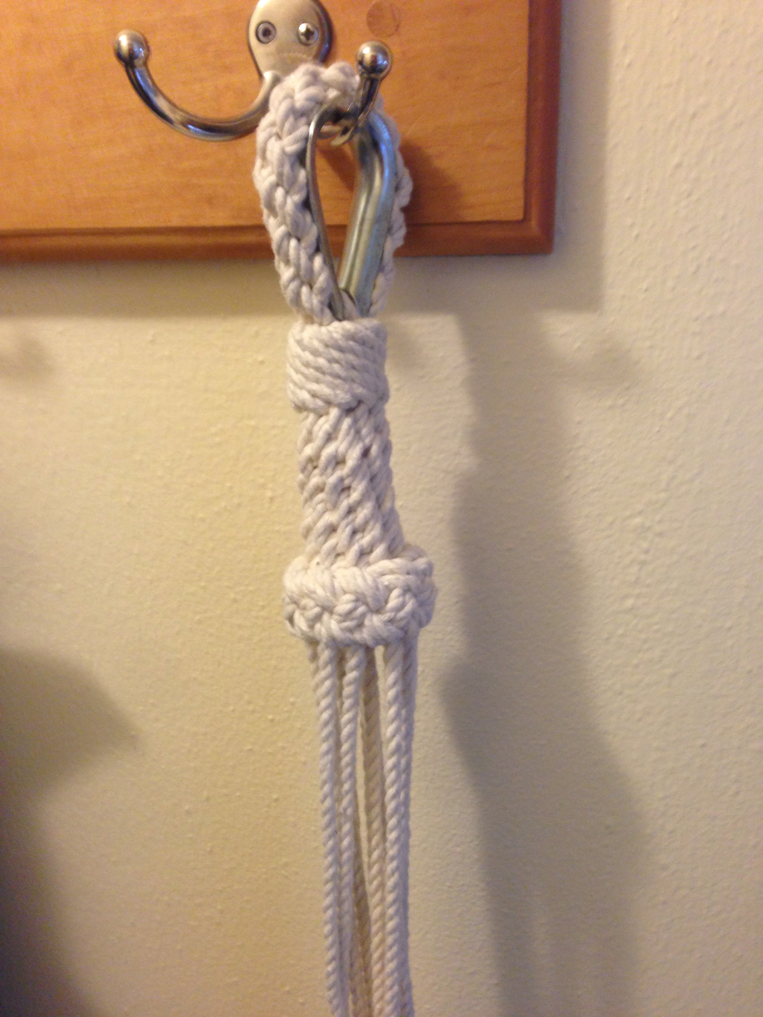 How to Make a Plant Hanger Out of Rope : 10 Steps (with Pictures ...