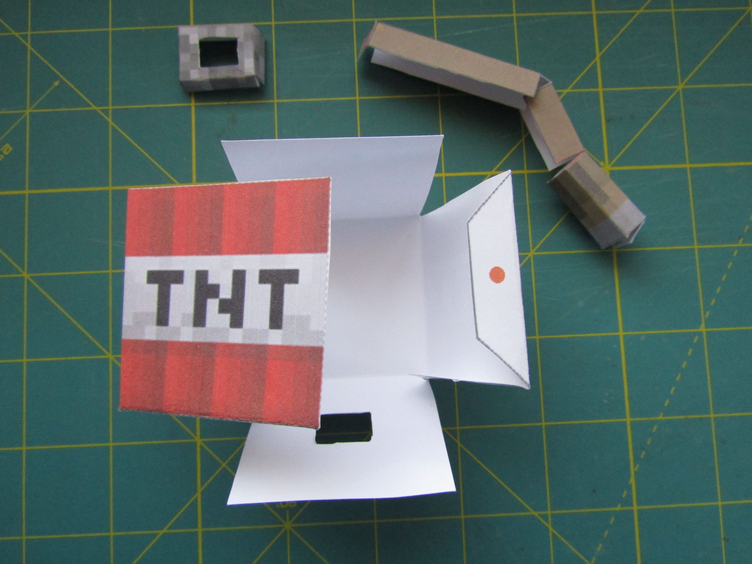 Paper Minecraft Automata : 8 Steps (with Pictures) - Instructables