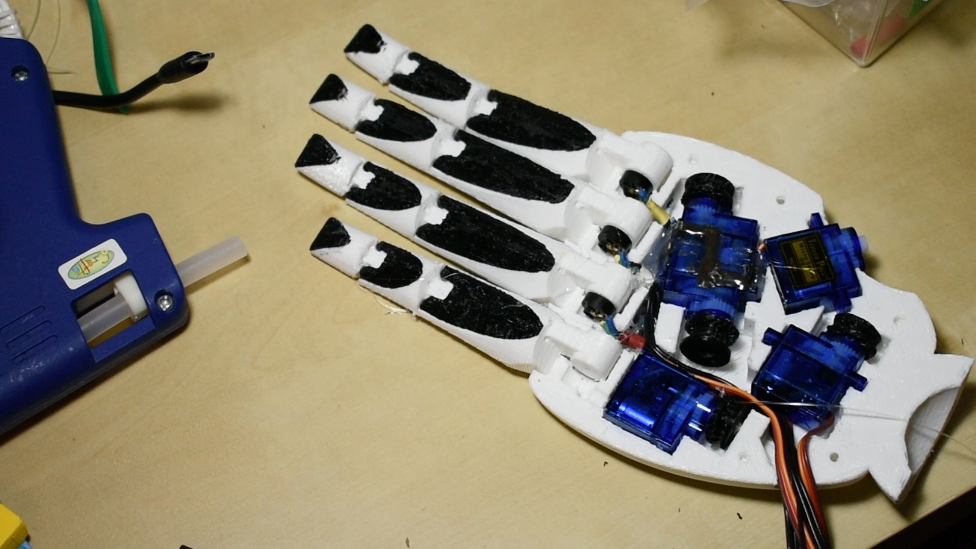 Robotic Arm 3D Printed (DIY Initial Prosthetic Prototype) : 12 Steps ...