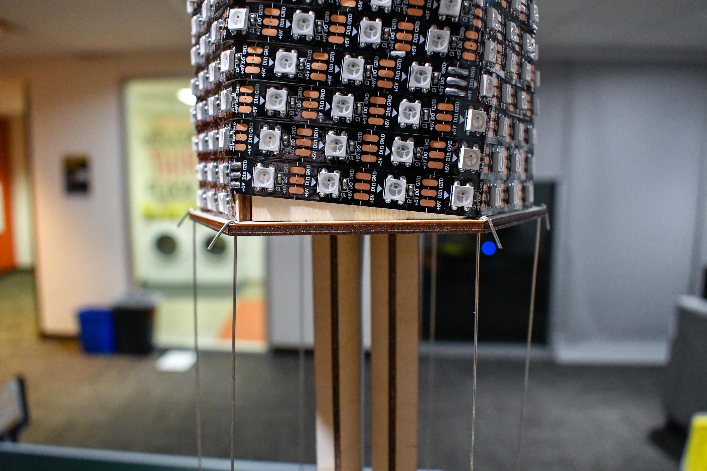 Cardstock Corner Lamp : 5 Steps (with Pictures) - Instructables