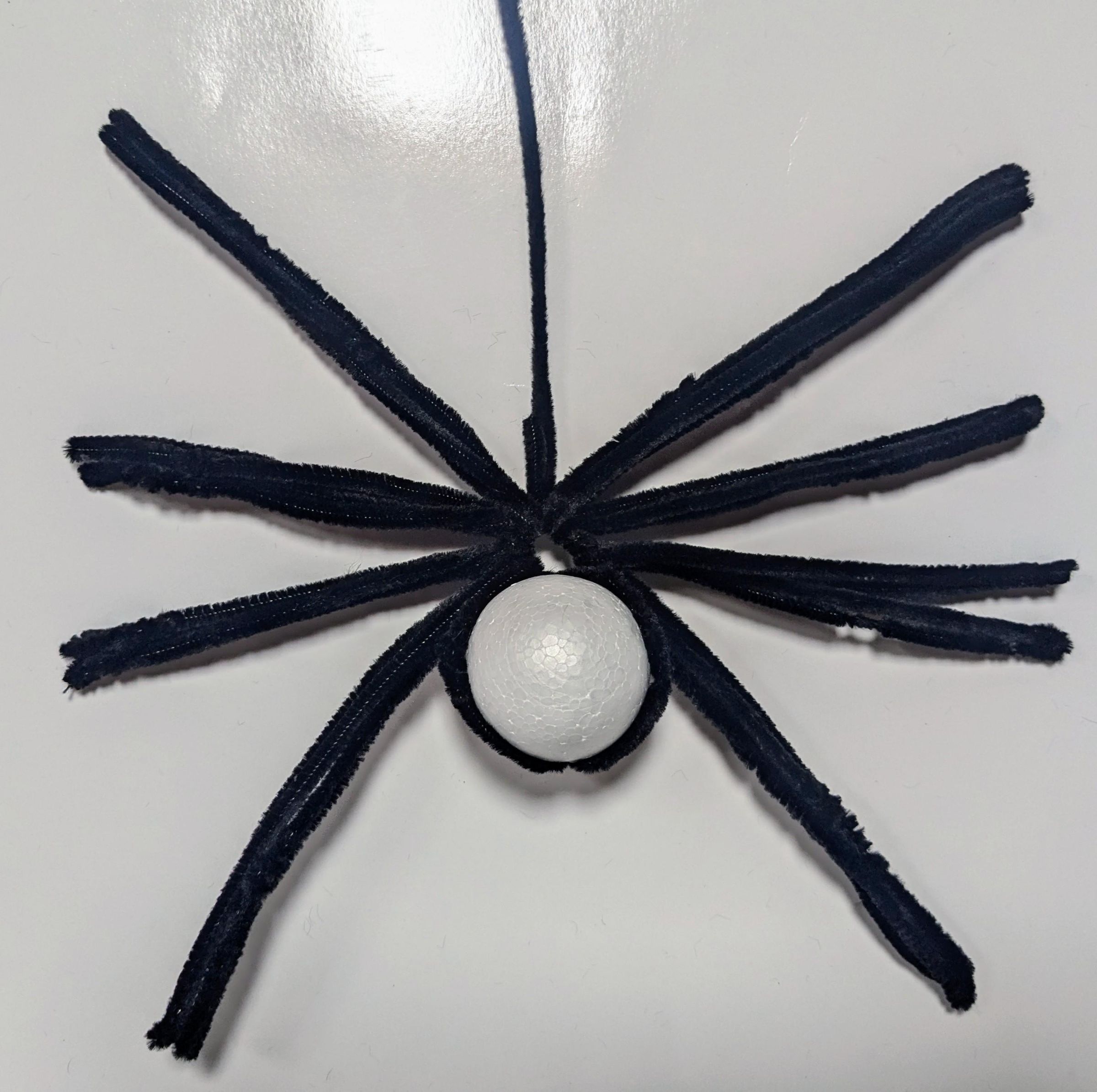 DIY Spooky Pipe-cleaner Spiders : 21 Steps (with Pictures) - Instructables