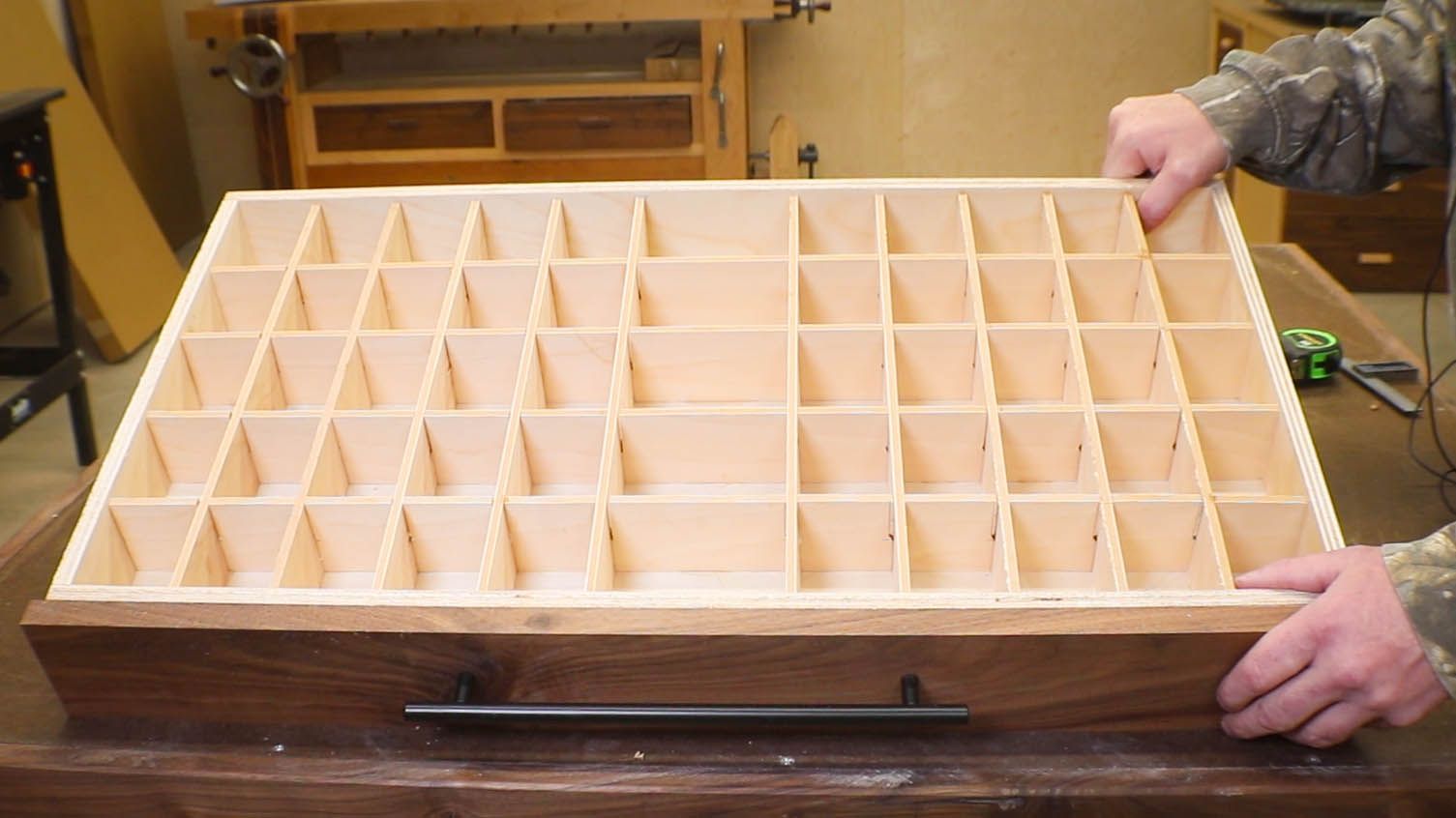 Assembly Table With Storage : 17 Steps (with Pictures) - Instructables