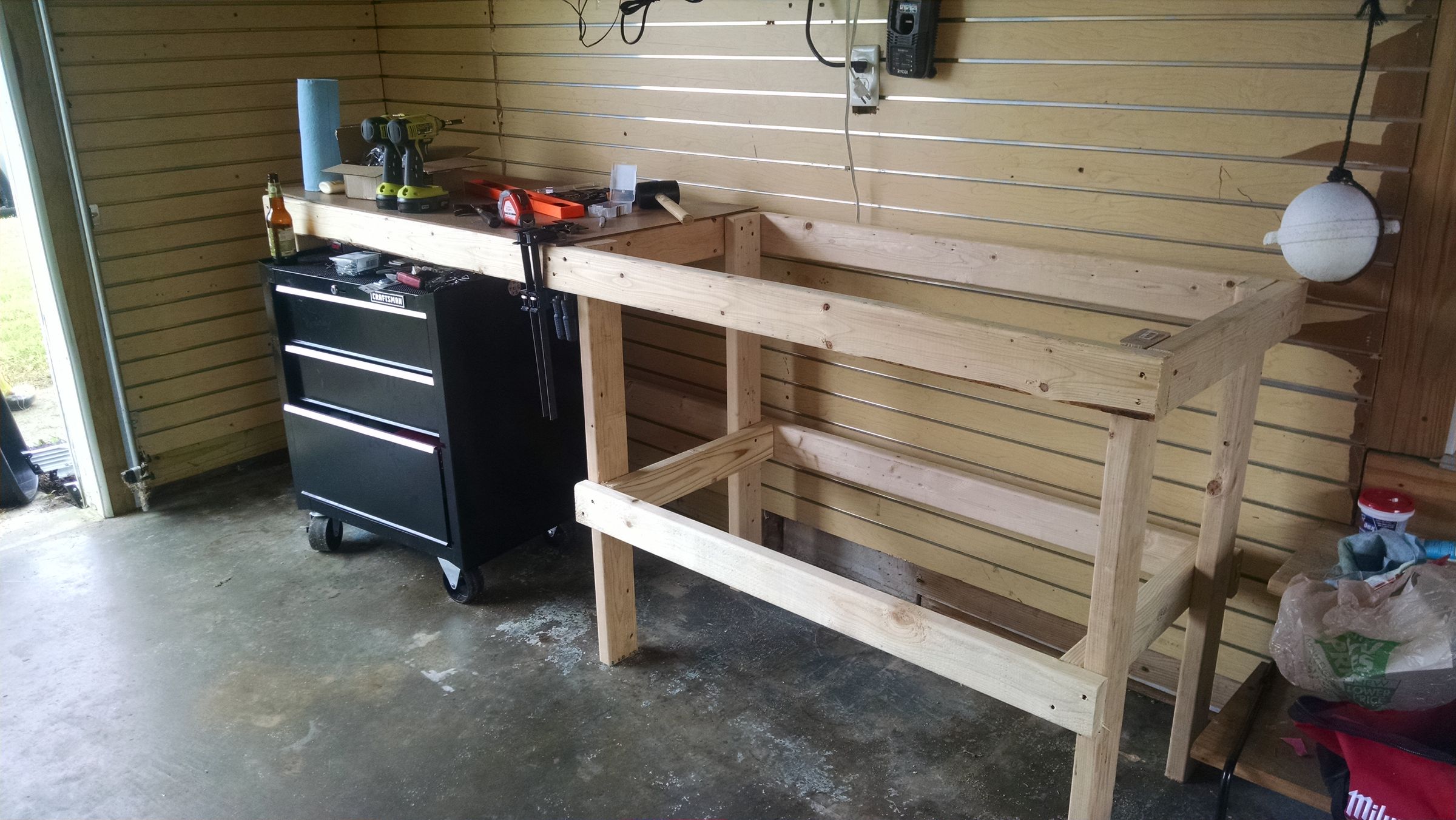Garage Workbench : 5 Steps (with Pictures) - Instructables