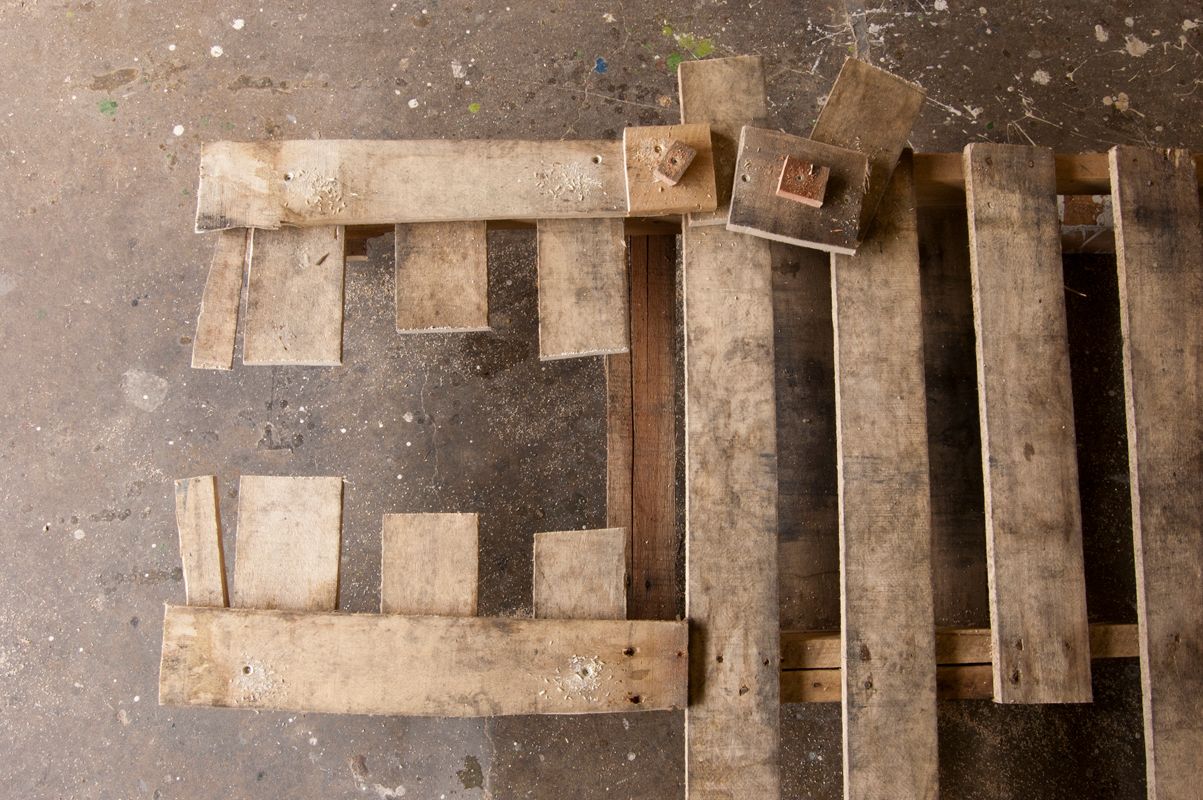 Pallet Dogs : 4 Steps (with Pictures) - Instructables