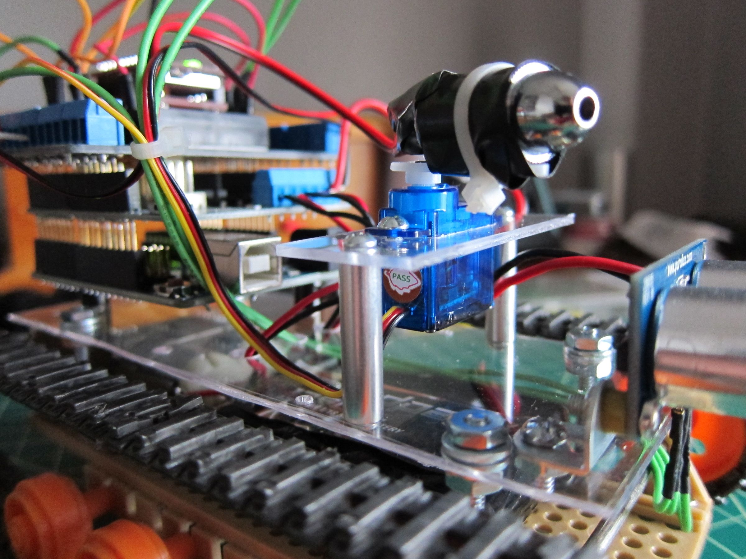 Tankbot - Internet Controlled Tank Robot : 12 Steps (with Pictures ...