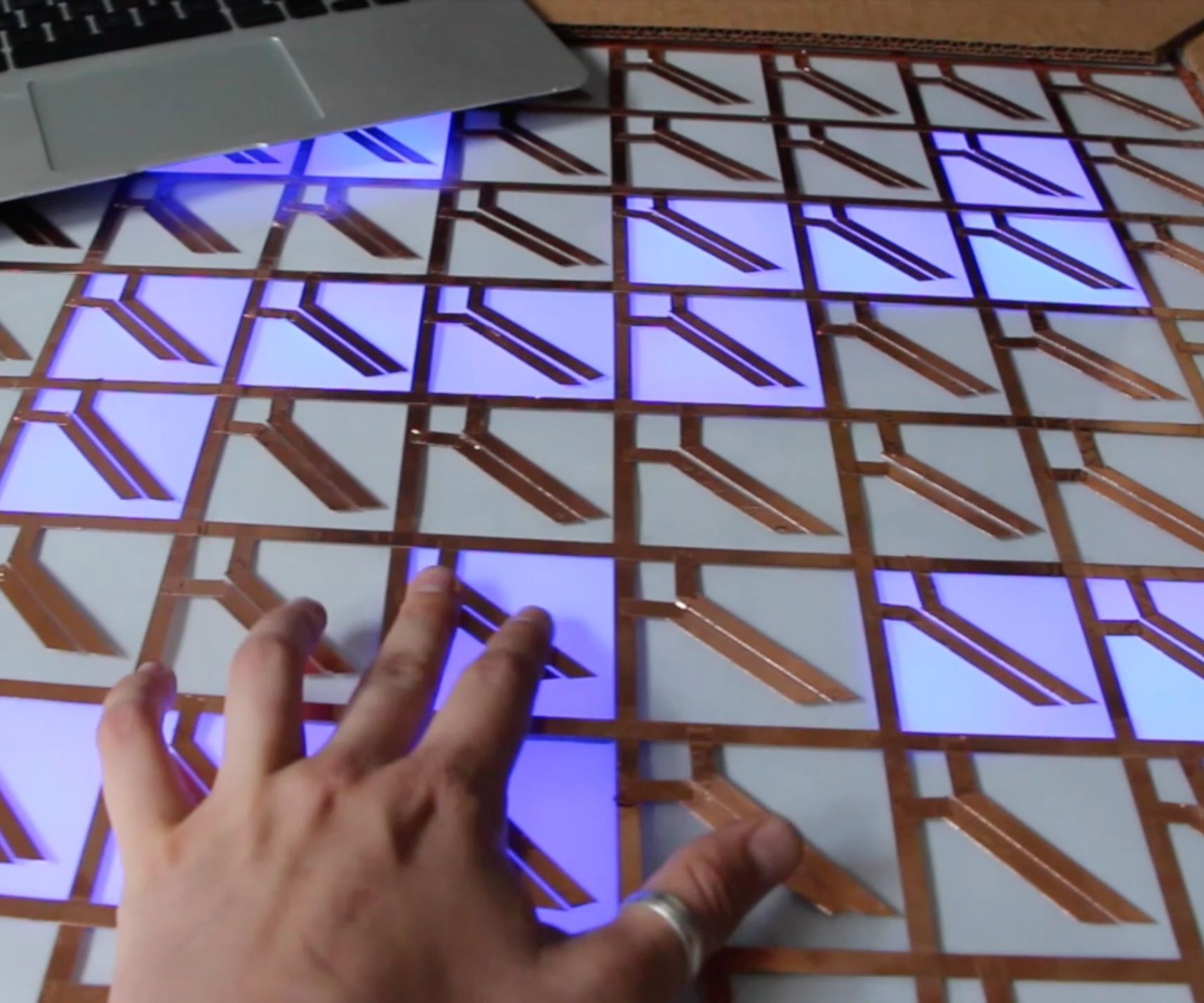 MaKey MaKey Monome : 4 Steps (with Pictures) - Instructables