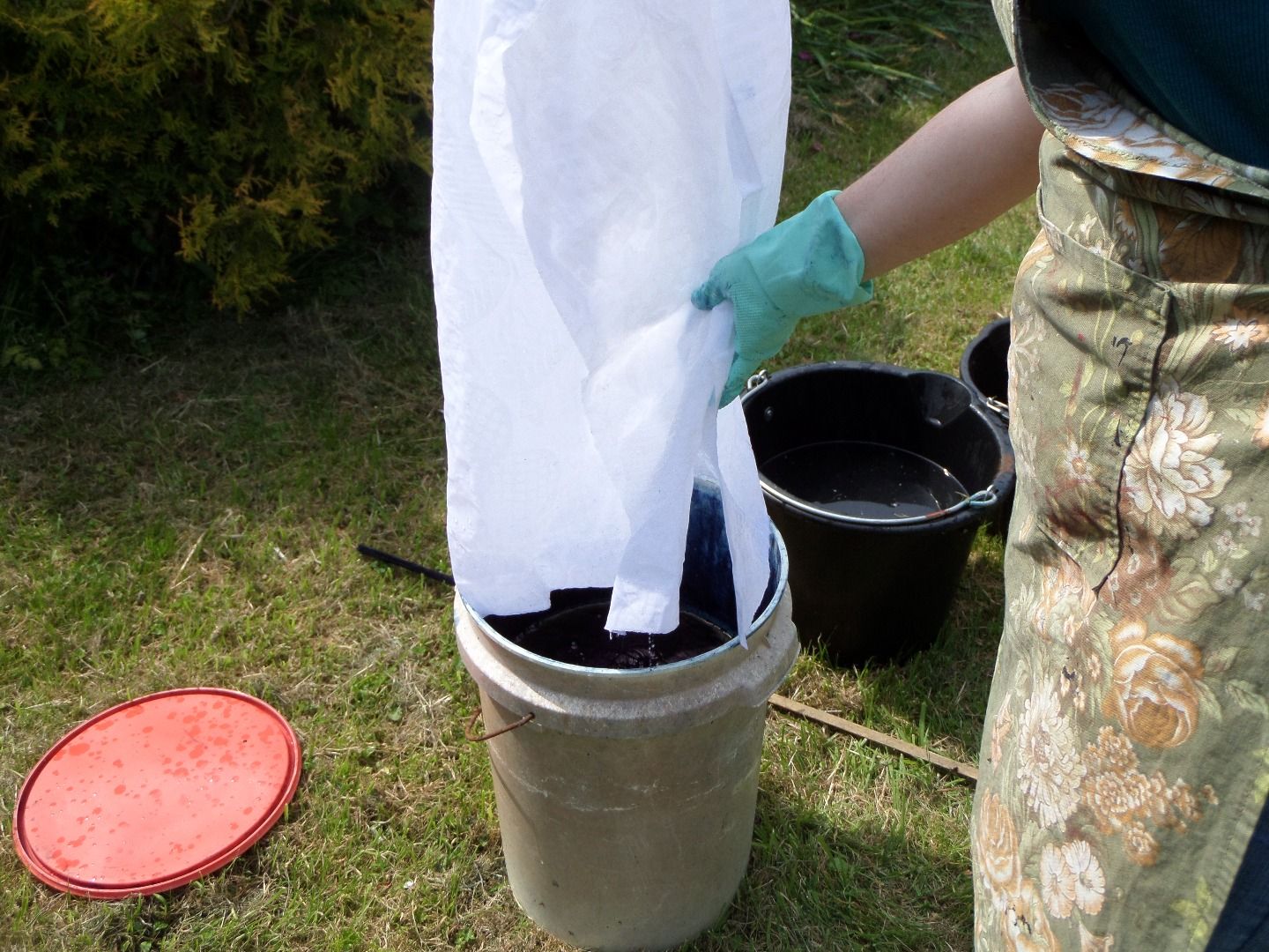 Batik Potato Masher Blind : 14 Steps (with Pictures) - Instructables