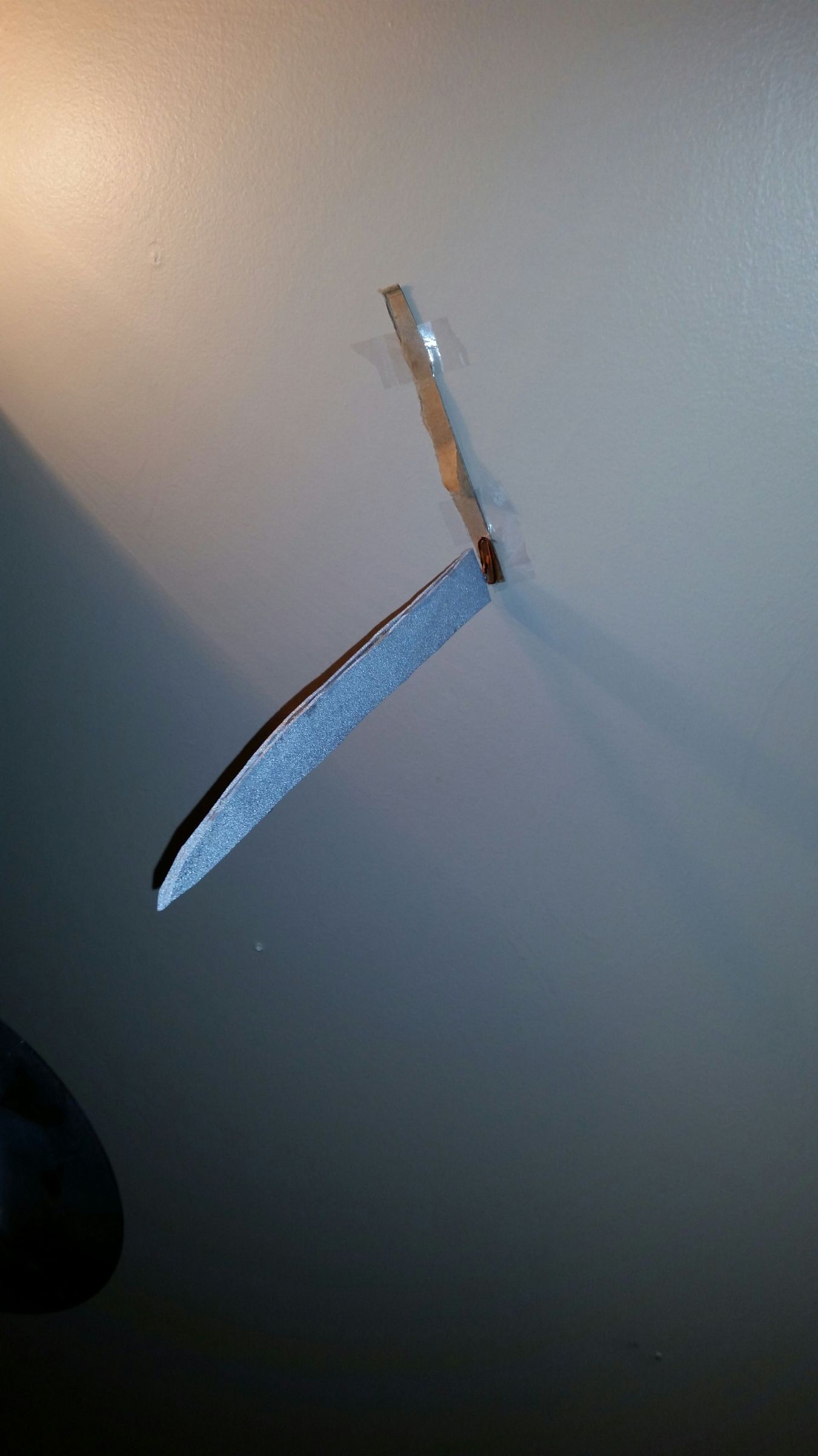 Wolverine Claws Through the Wall : 4 Steps (with Pictures) - Instructables