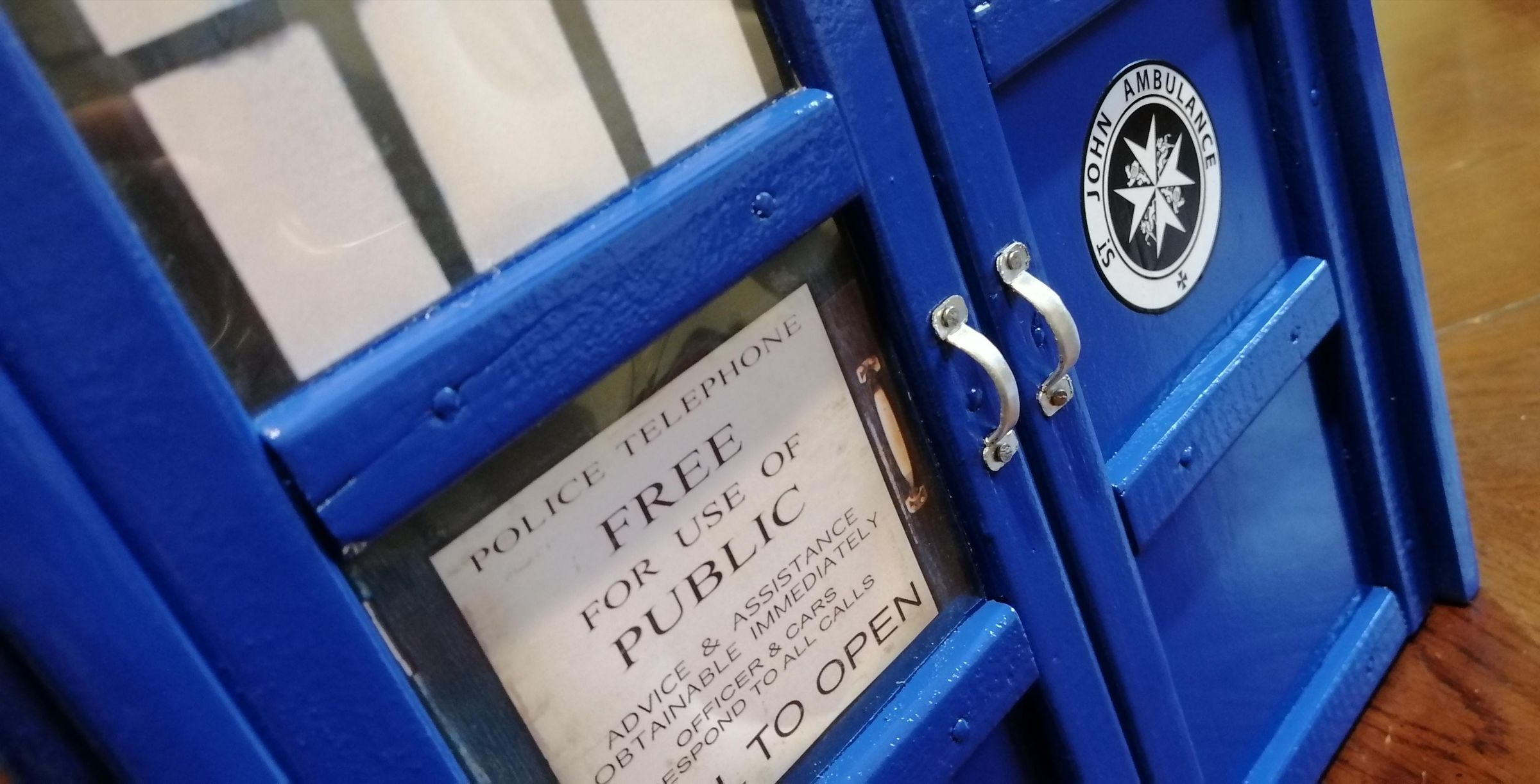 Tardis Mailbox : 9 Steps (with Pictures) - Instructables