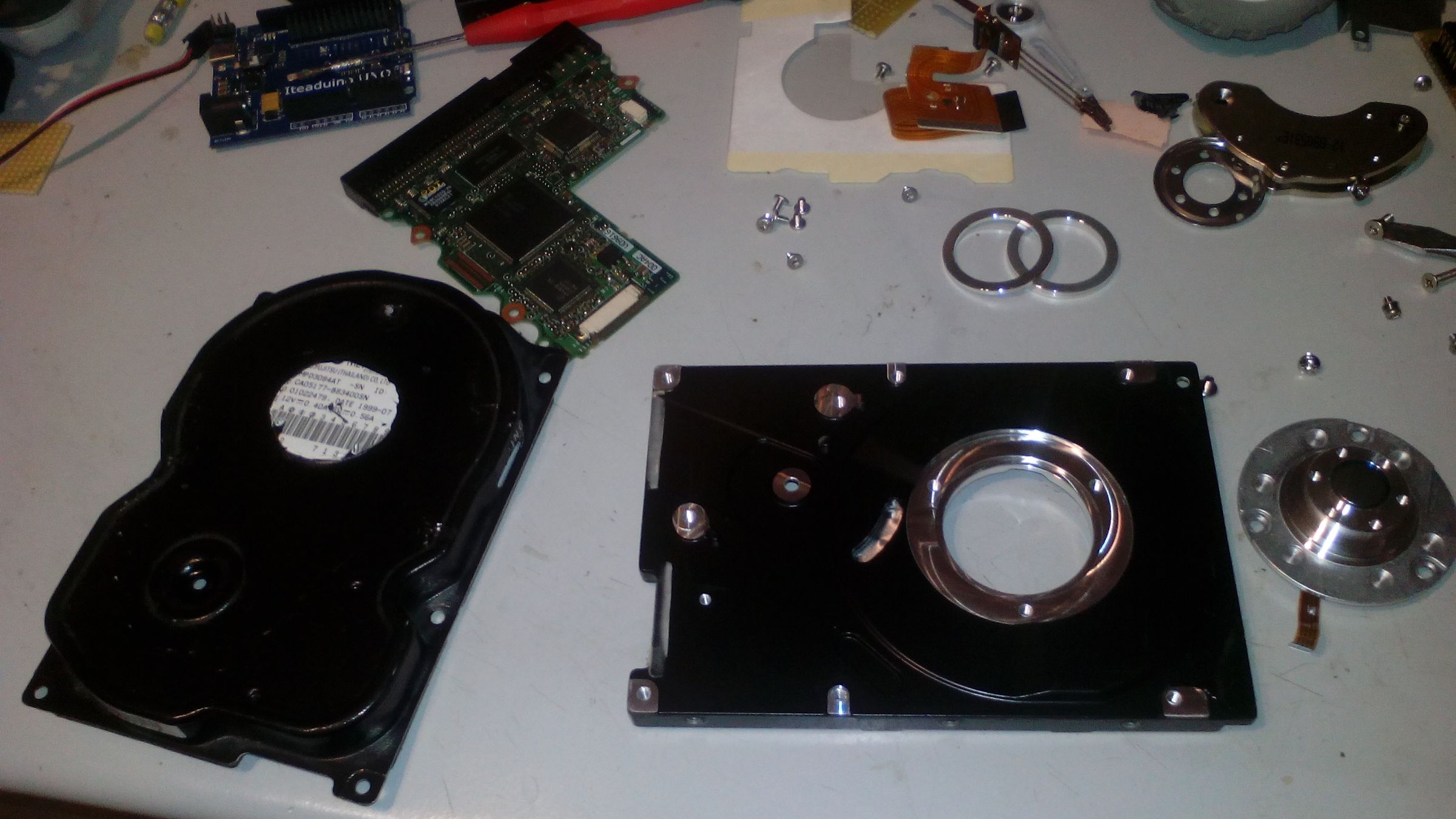 ARDUINO HDD SUMO ROBOT : 10 Steps (with Pictures) - Instructables