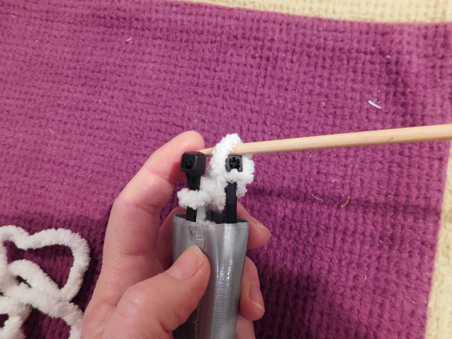Variable-sized Knitting Tube Using Zip Ties : 6 Steps (with Pictures ...