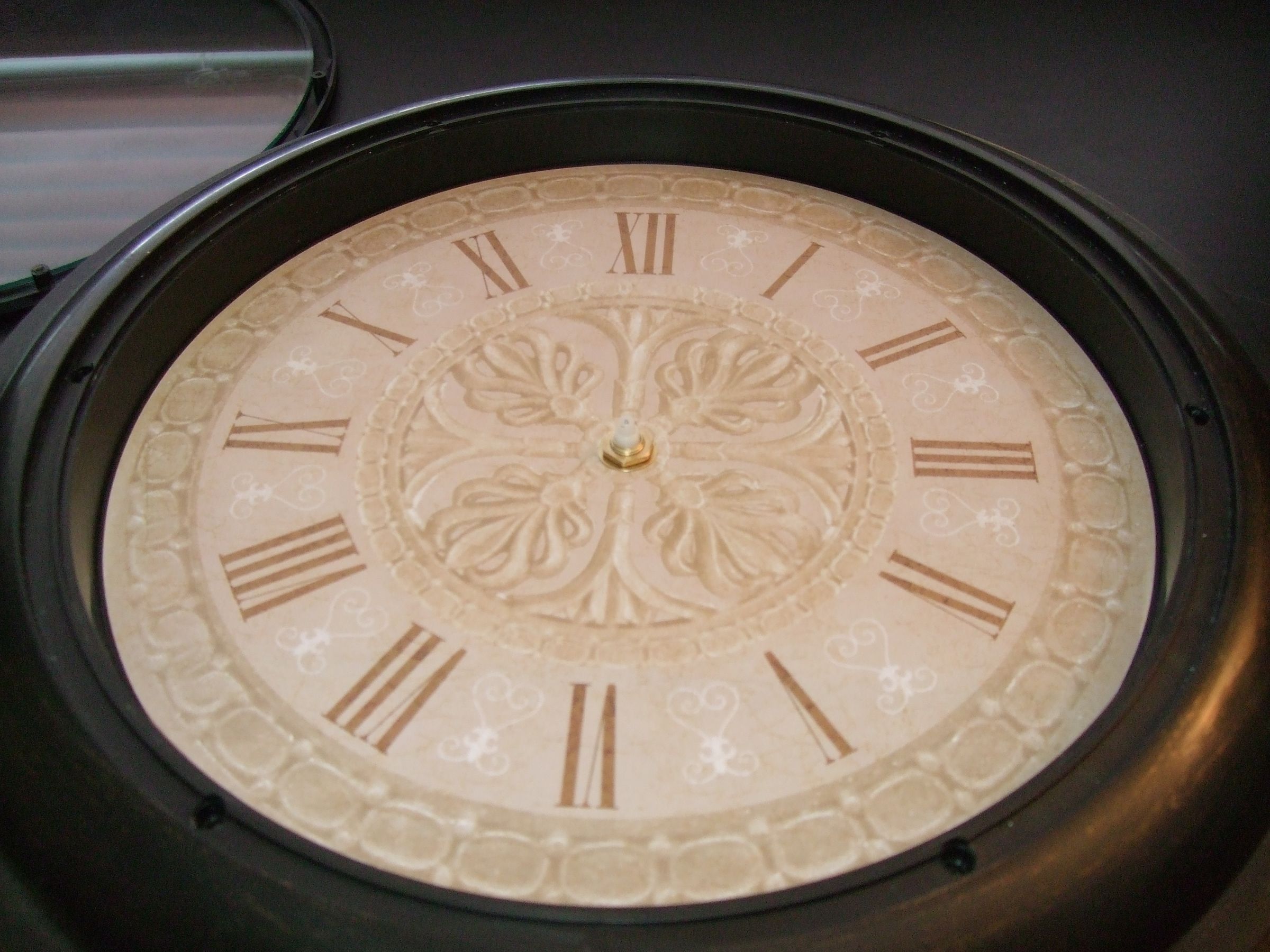 Vinyl Record Clock : 5 Steps - Instructables