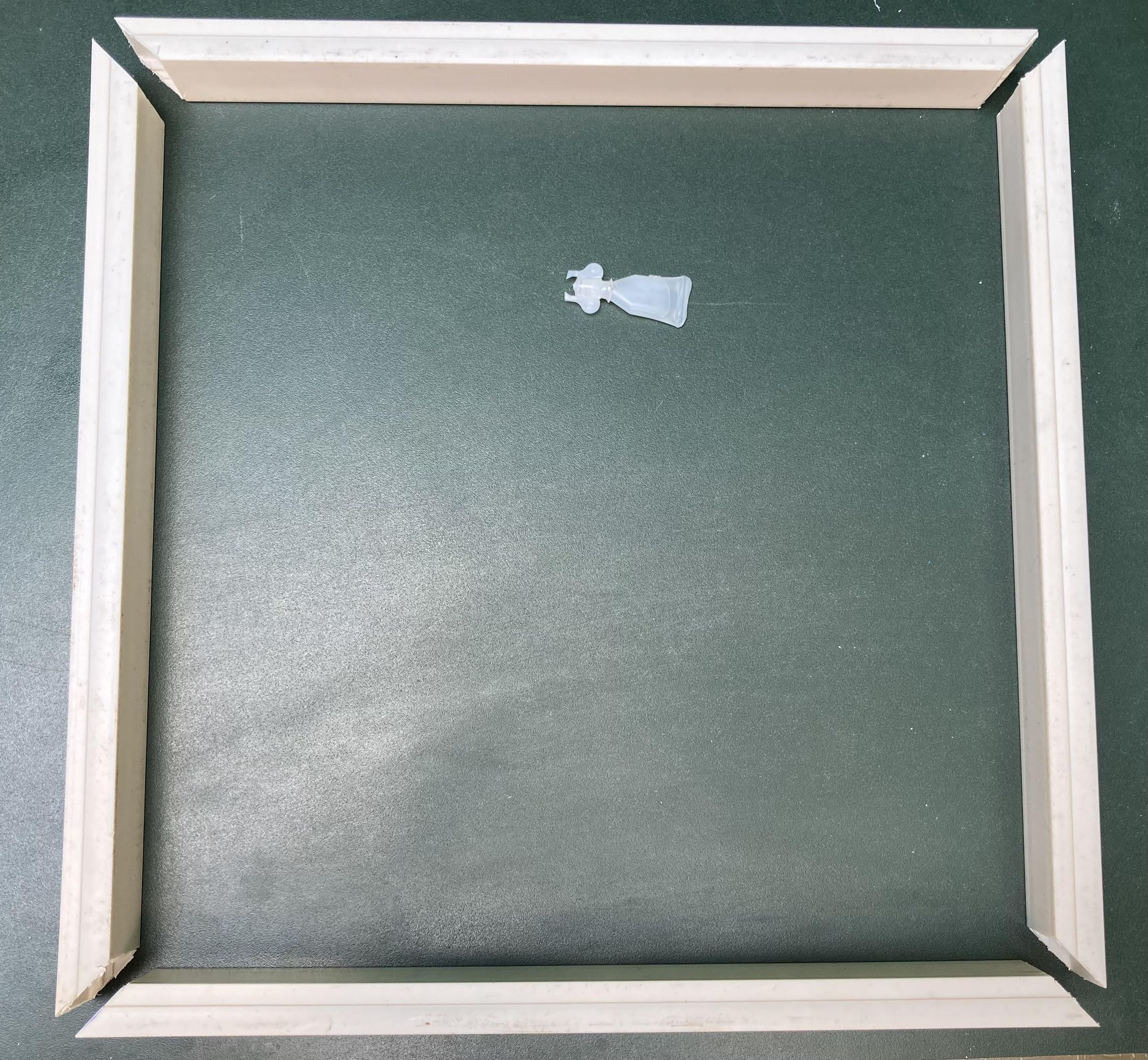 Hot Glue Spider Web : 5 Steps (with Pictures) - Instructables