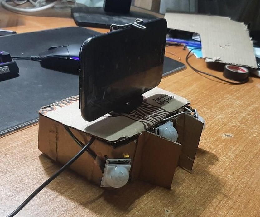 Simple Tracking Camera for Online Teaching : 5 Steps (with Pictures ...