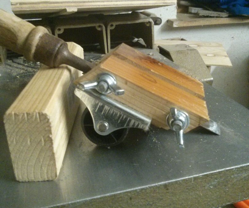 DIY Sharpening Jig for Chisels and Plane Irons : 9 Steps (with Pictures ...
