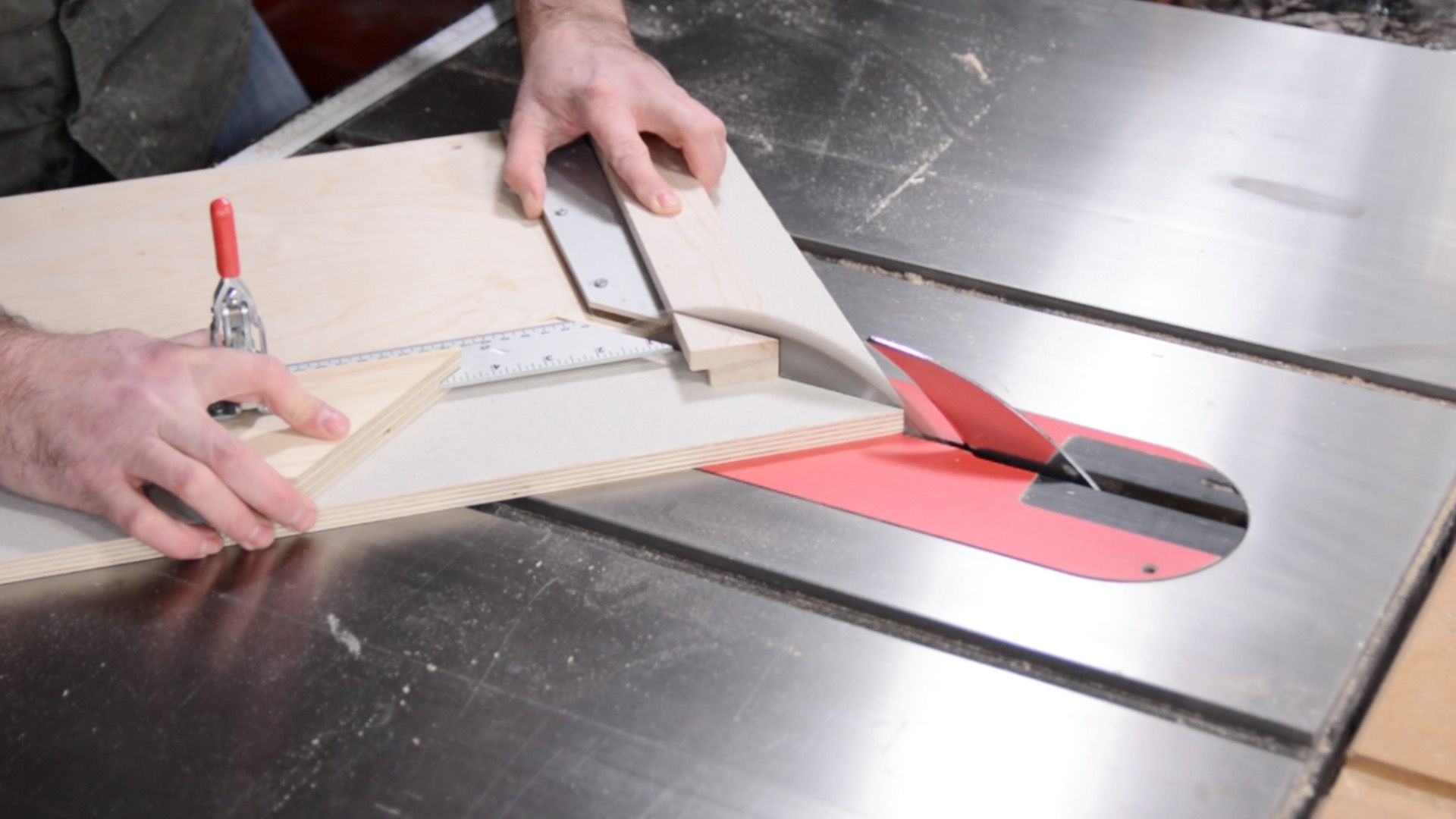 How to Make a Picture Frame Table Saw Sled : 19 Steps (with Pictures ...