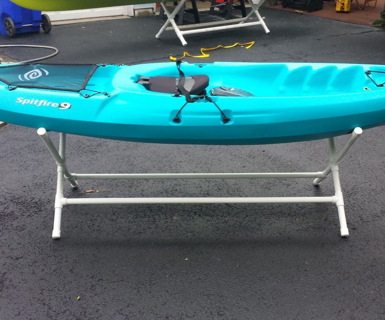 Make a Simple, Inexpensive Kayak Stand in Under 15 Minutes : 6 Steps ...