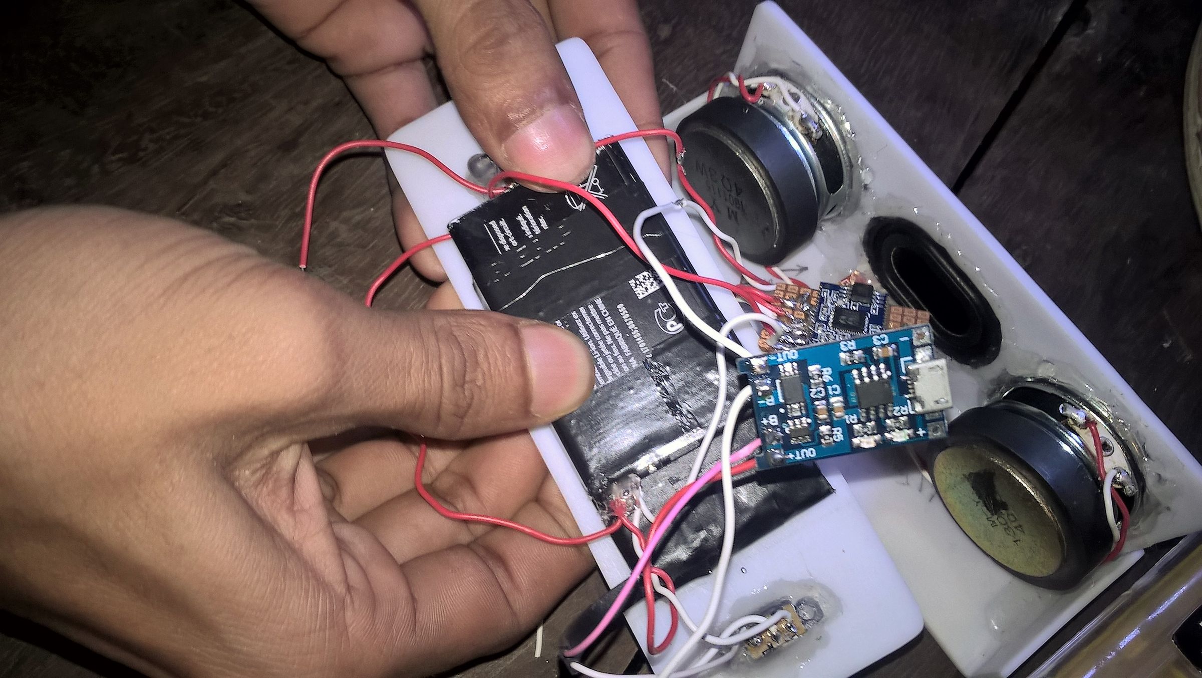 DIY Mini Bluetooth Speaker (BoombeAt :) : 20 Steps (with Pictures ...