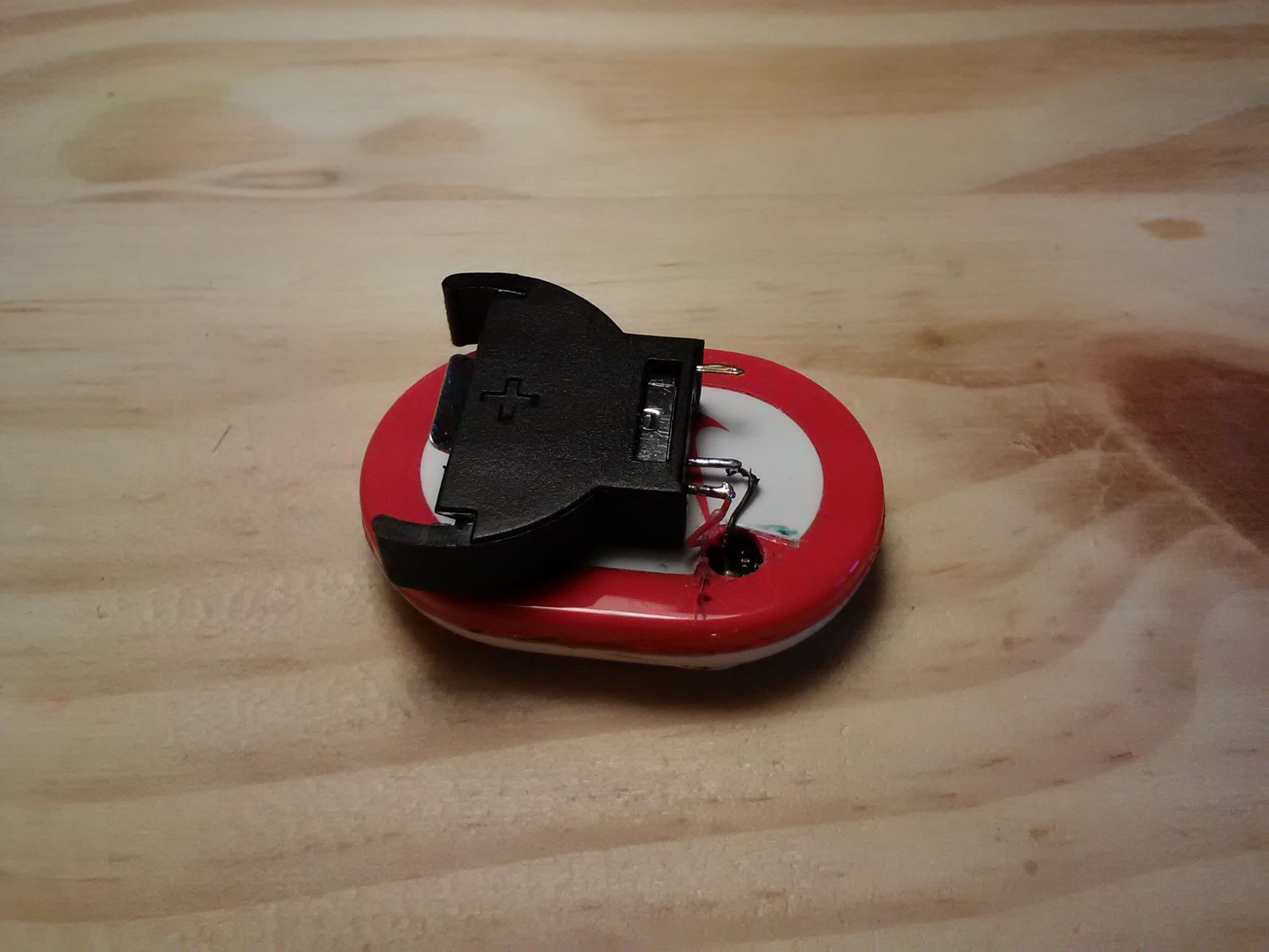 Replace Battery in Nike+ Sensor : 5 Steps - Instructables