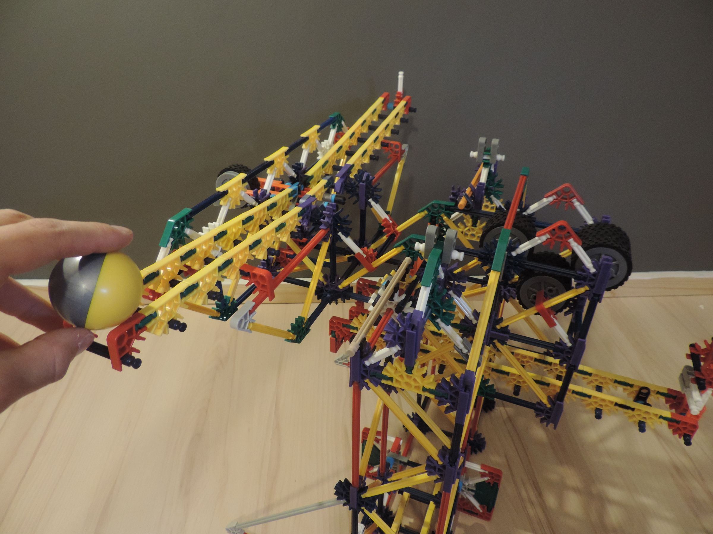 Knex Ball Machine Element: Swing Arm : 10 Steps - Instructables