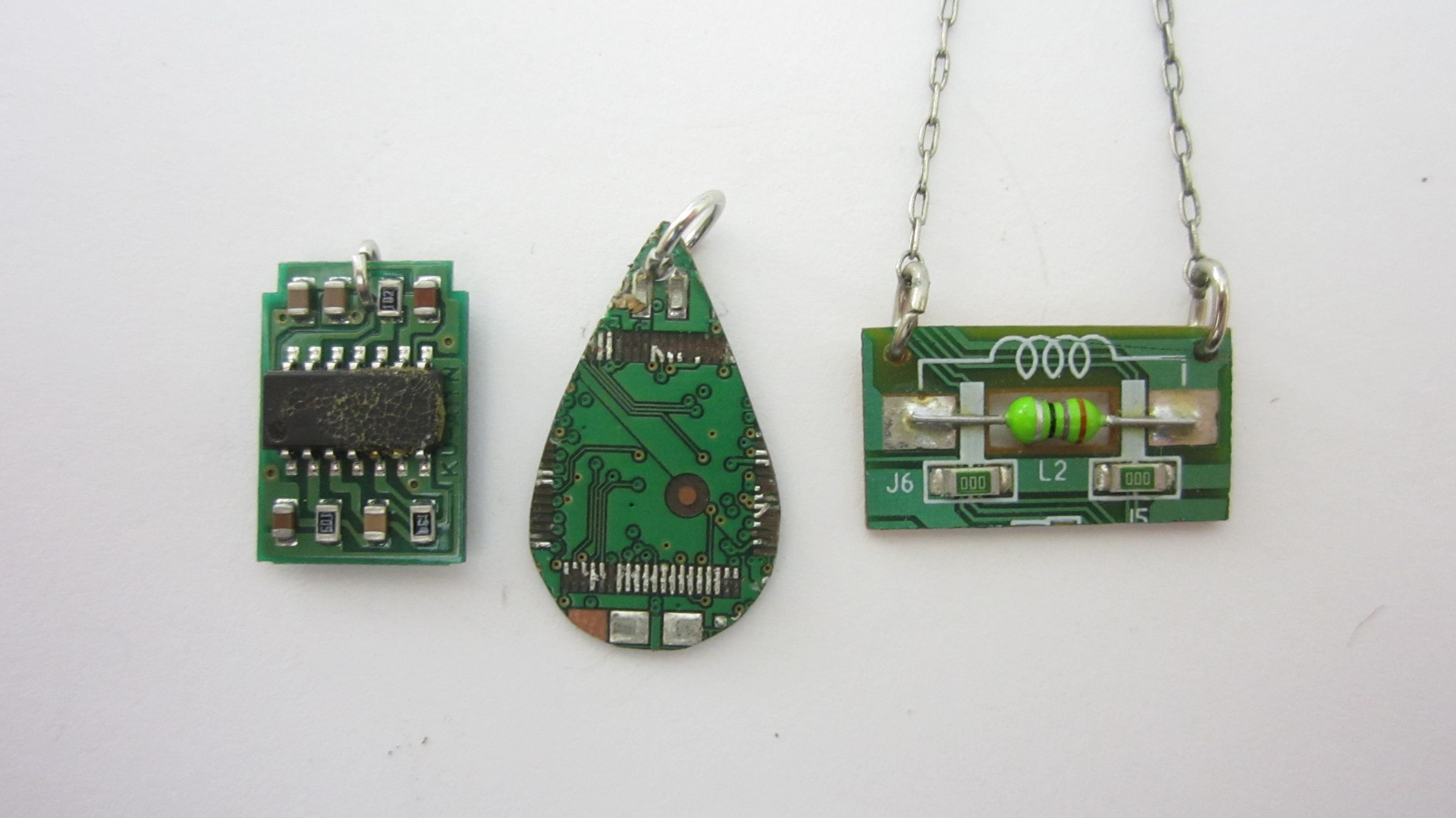 Make Jewelry From Computer Parts : 8 Steps (with Pictures) - Instructables