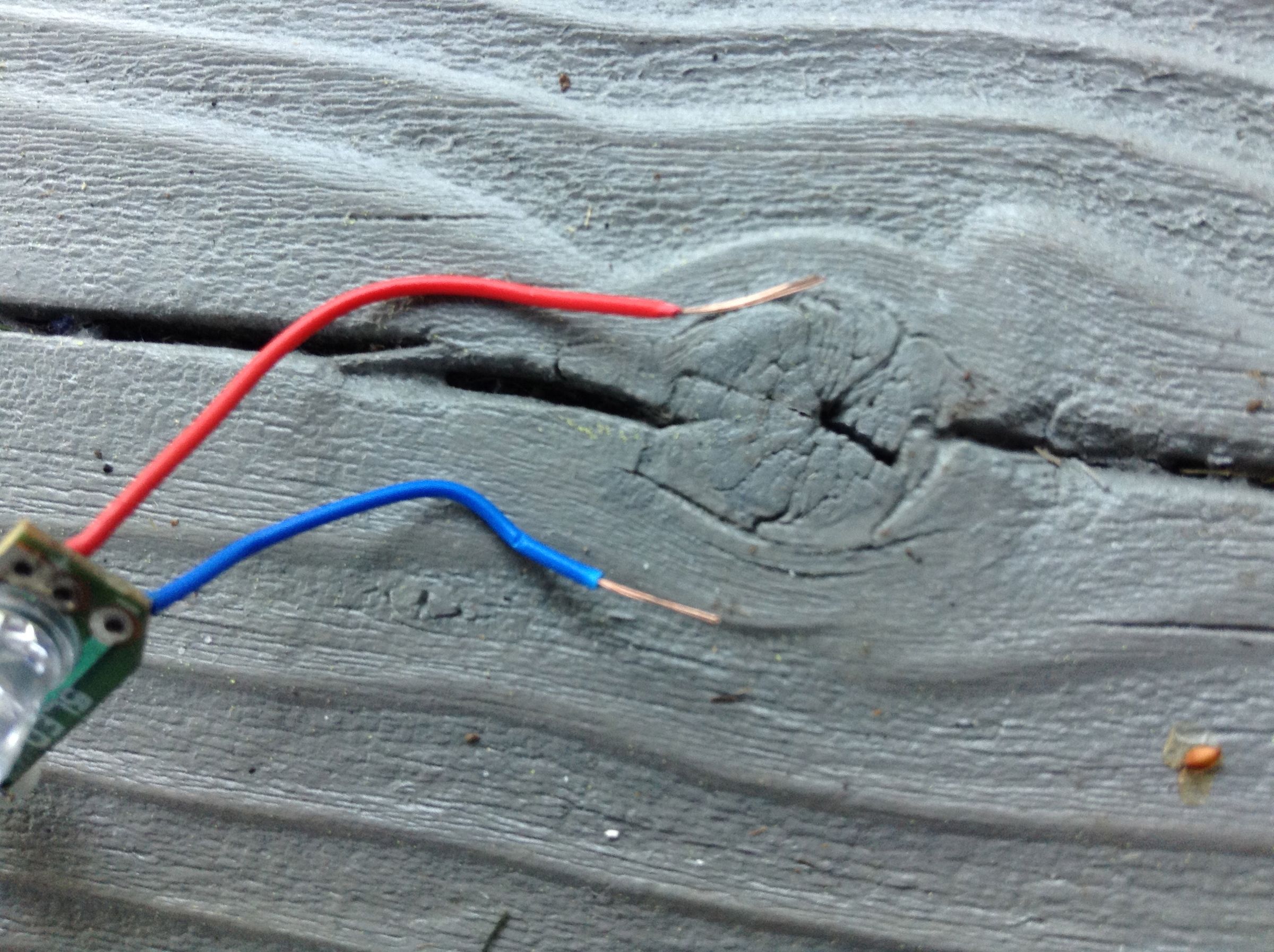 Dollar Store Skull Strobe Light : 4 Steps (with Pictures) - Instructables