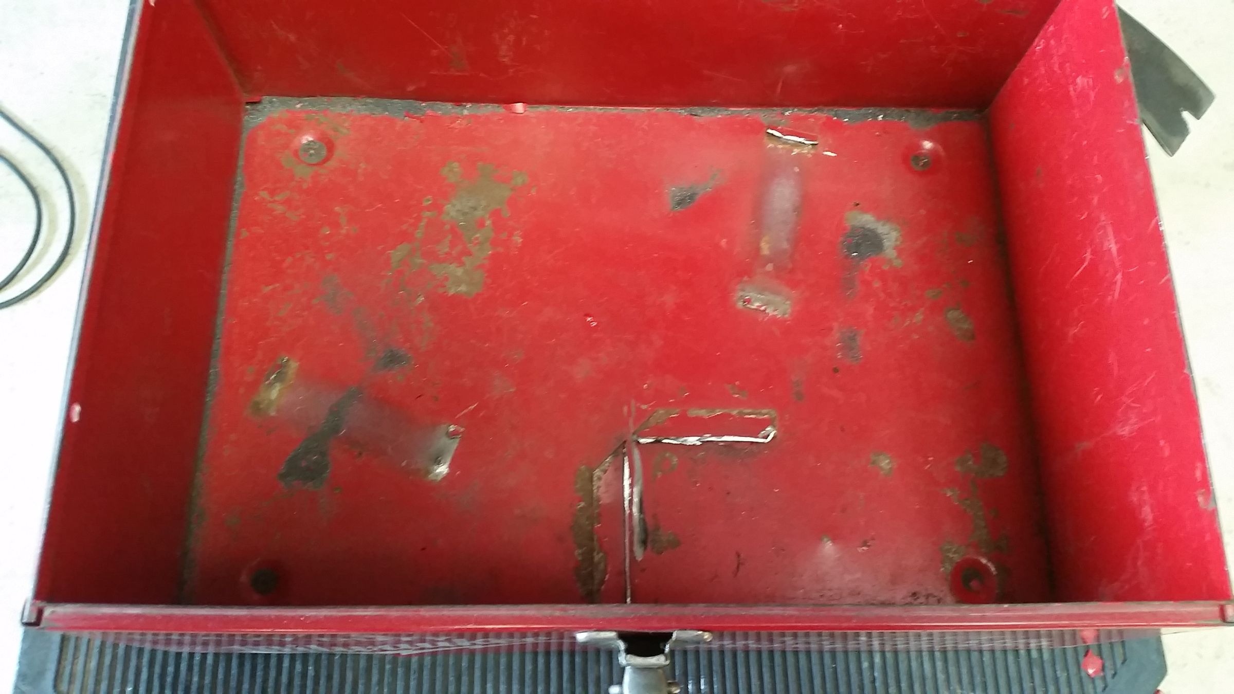 Tool Box Stereo : 7 Steps (with Pictures) - Instructables