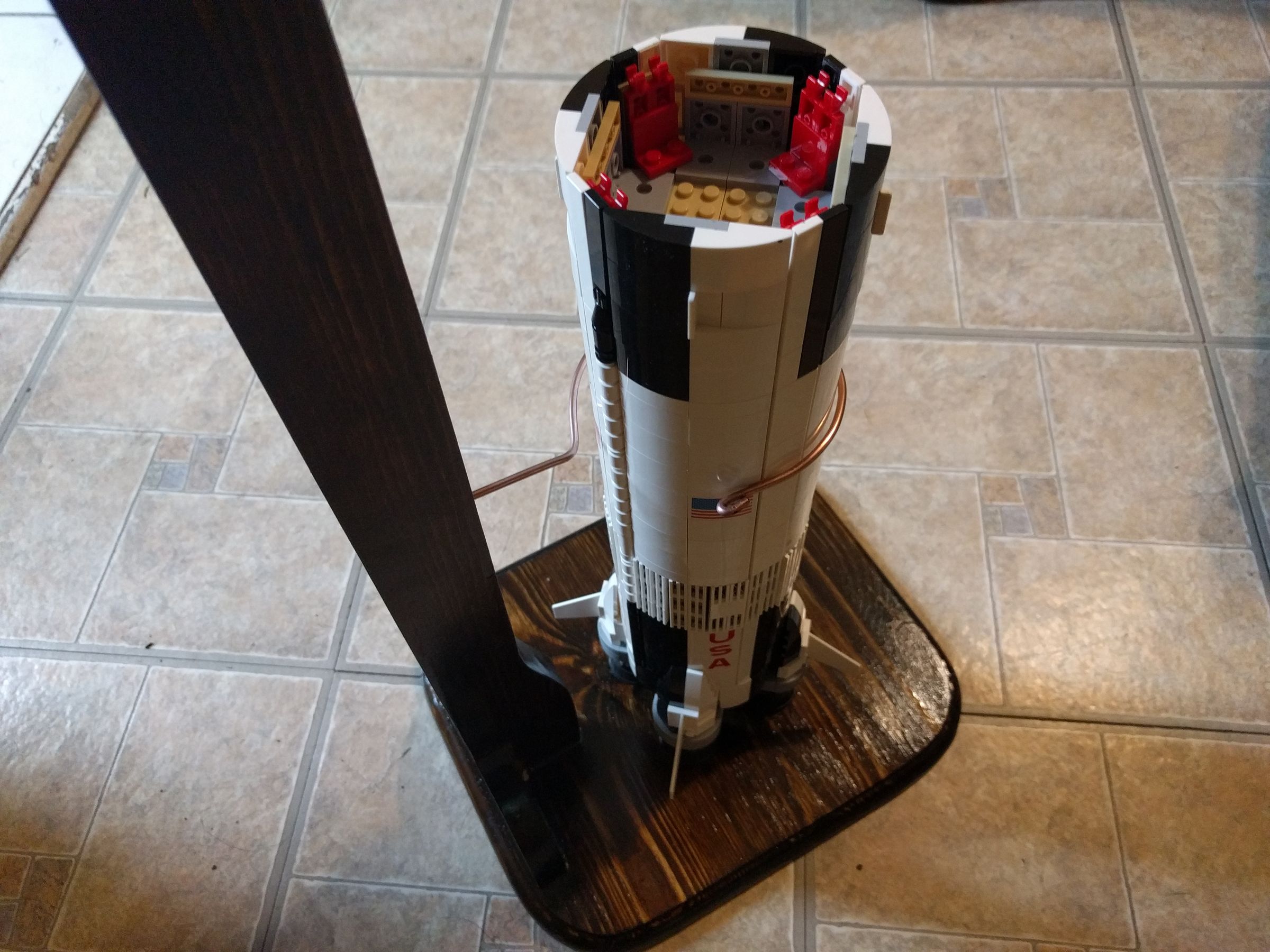 Display Stand for LEGO NASA Apollo Saturn V Rocket : 9 Steps (with ...
