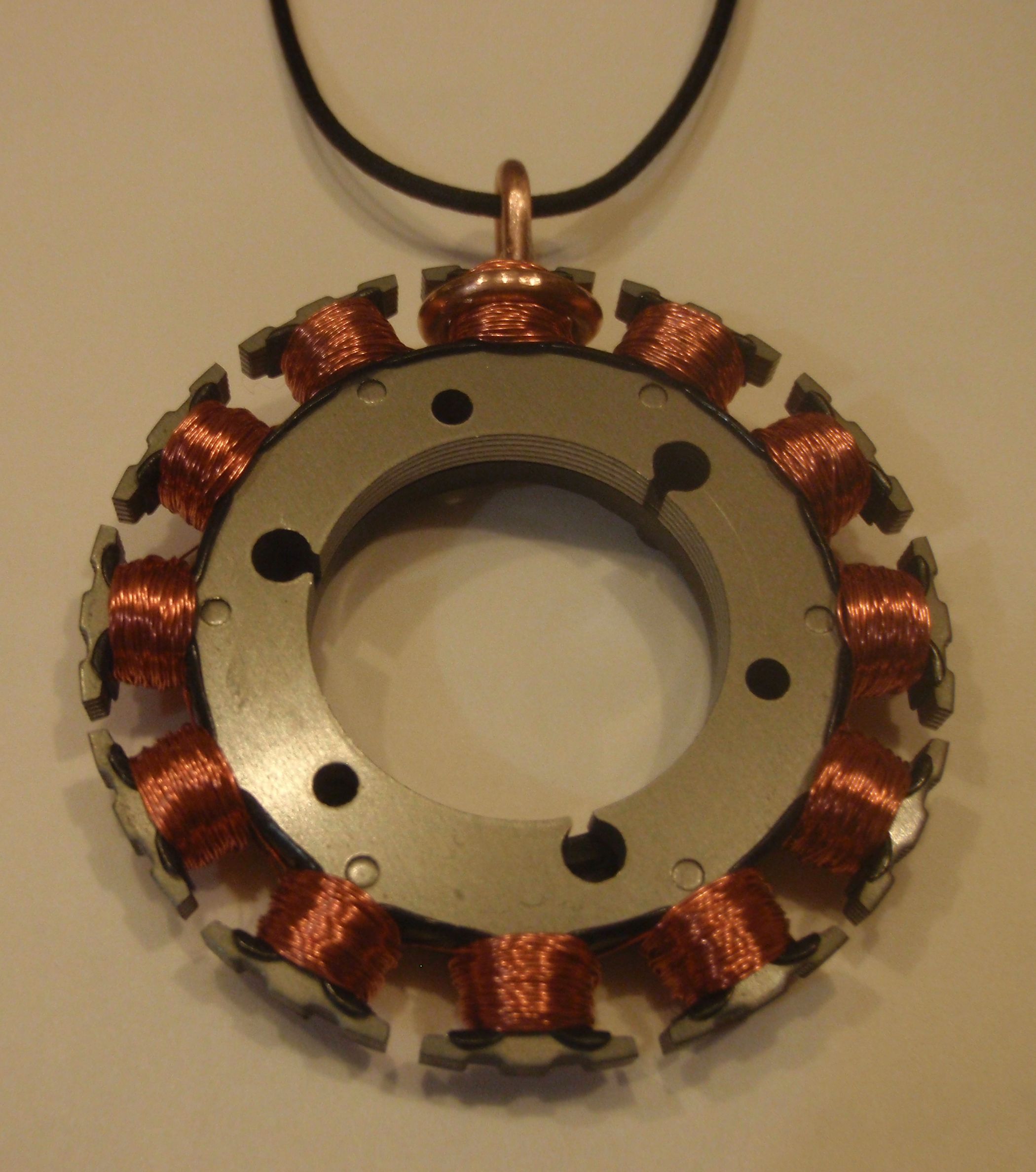 Rotor Pendant : 4 Steps (with Pictures) - Instructables