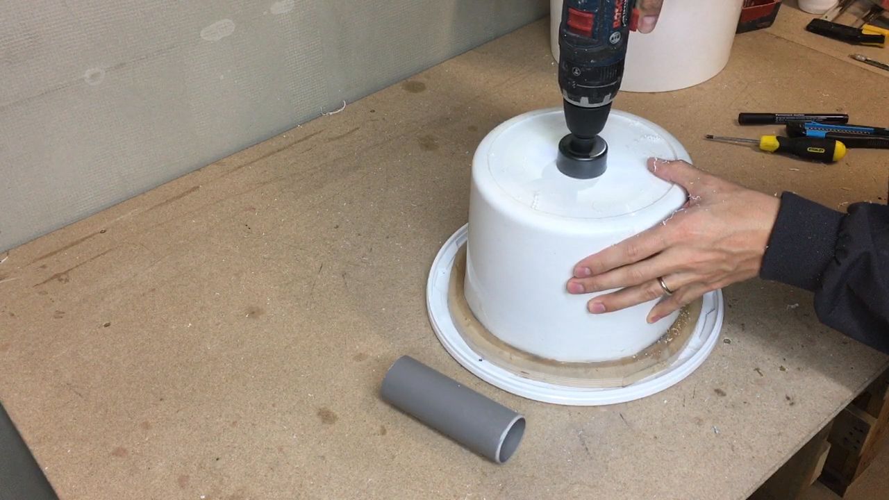 DIY: Cyclone Dust Separator From Two Buckets : 8 Steps (with Pictures ...
