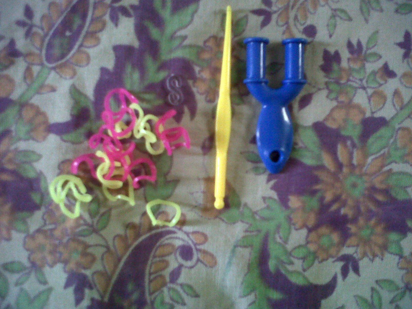 How to Make a Single Loop Bracelet : 7 Steps - Instructables
