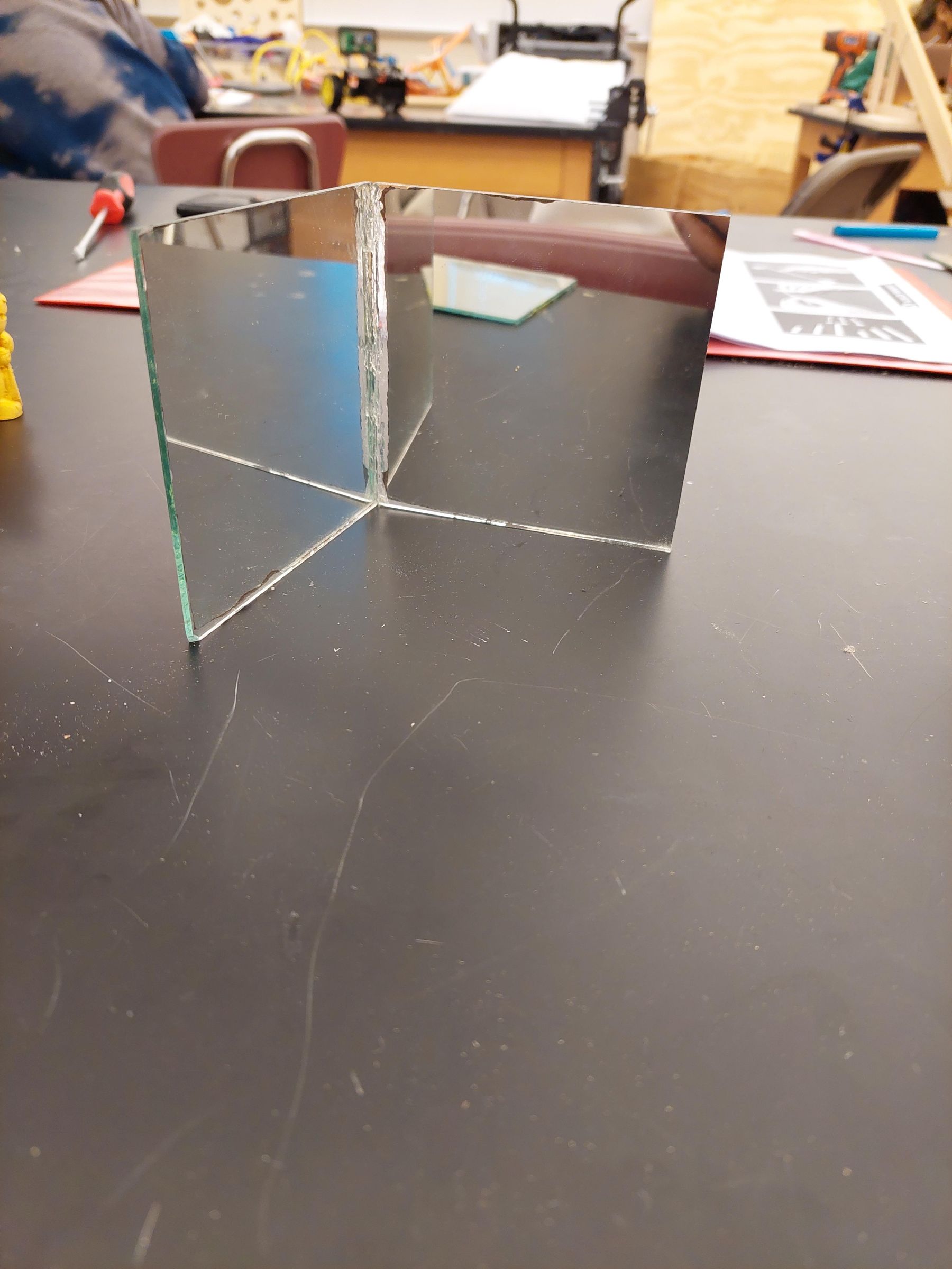 Invisibility in a Mirror Box : 5 Steps - Instructables