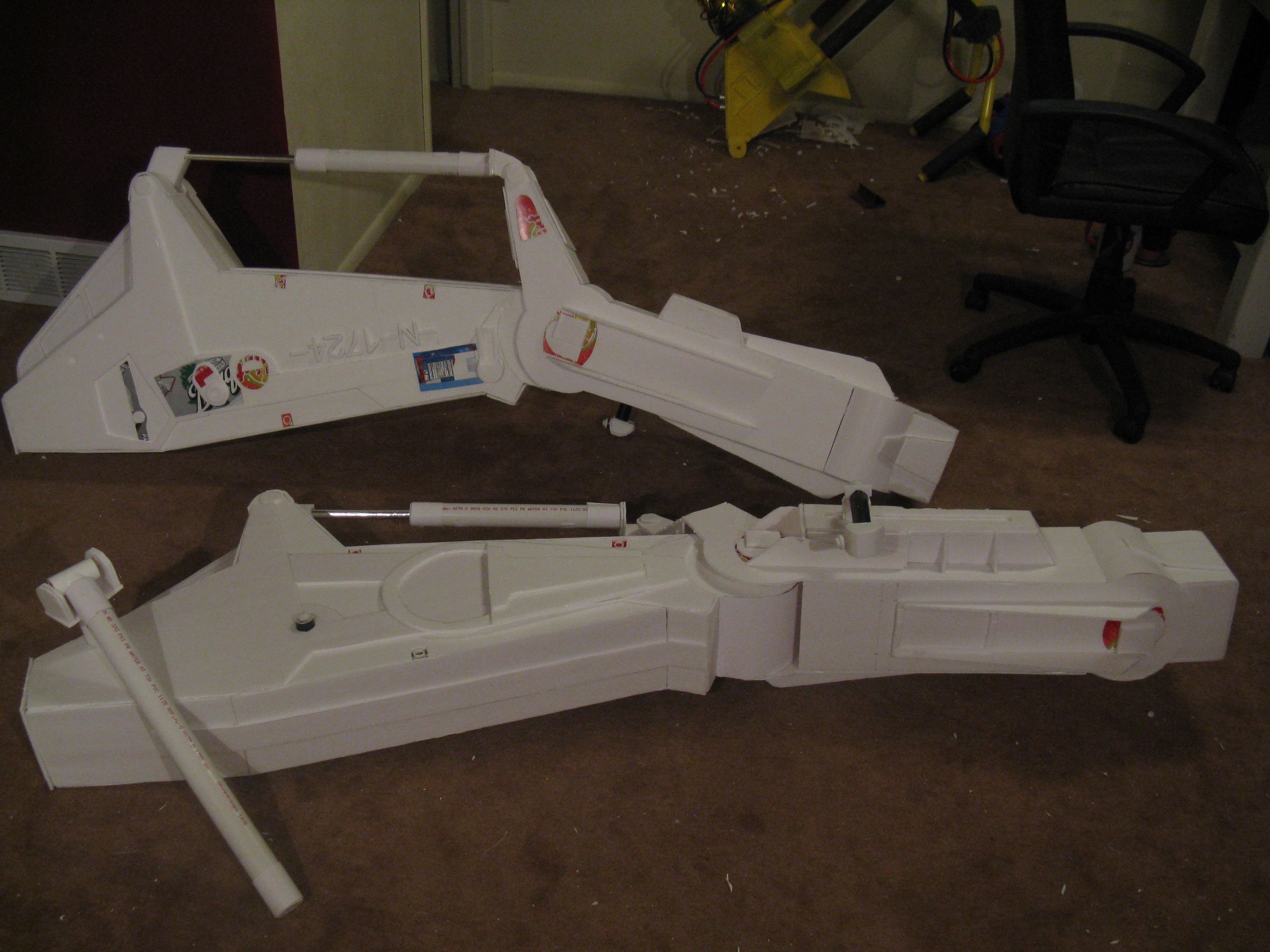 Full-Size Power Loader Costume From Aliens : 8 Steps (with Pictures ...