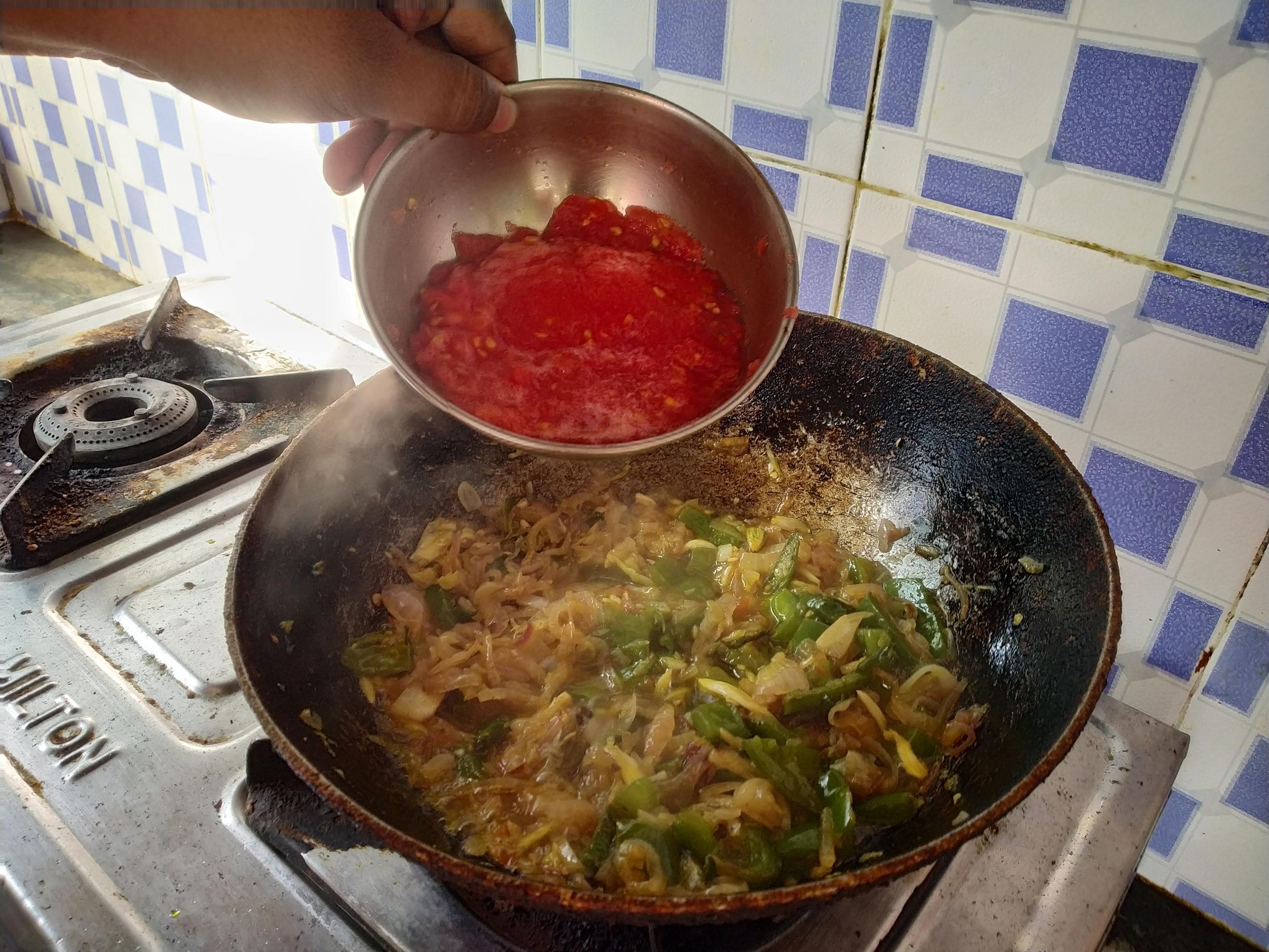 Masala Chicken :7 Easy Steps. Makes You Warm in Winter Days. : 9 Steps ...