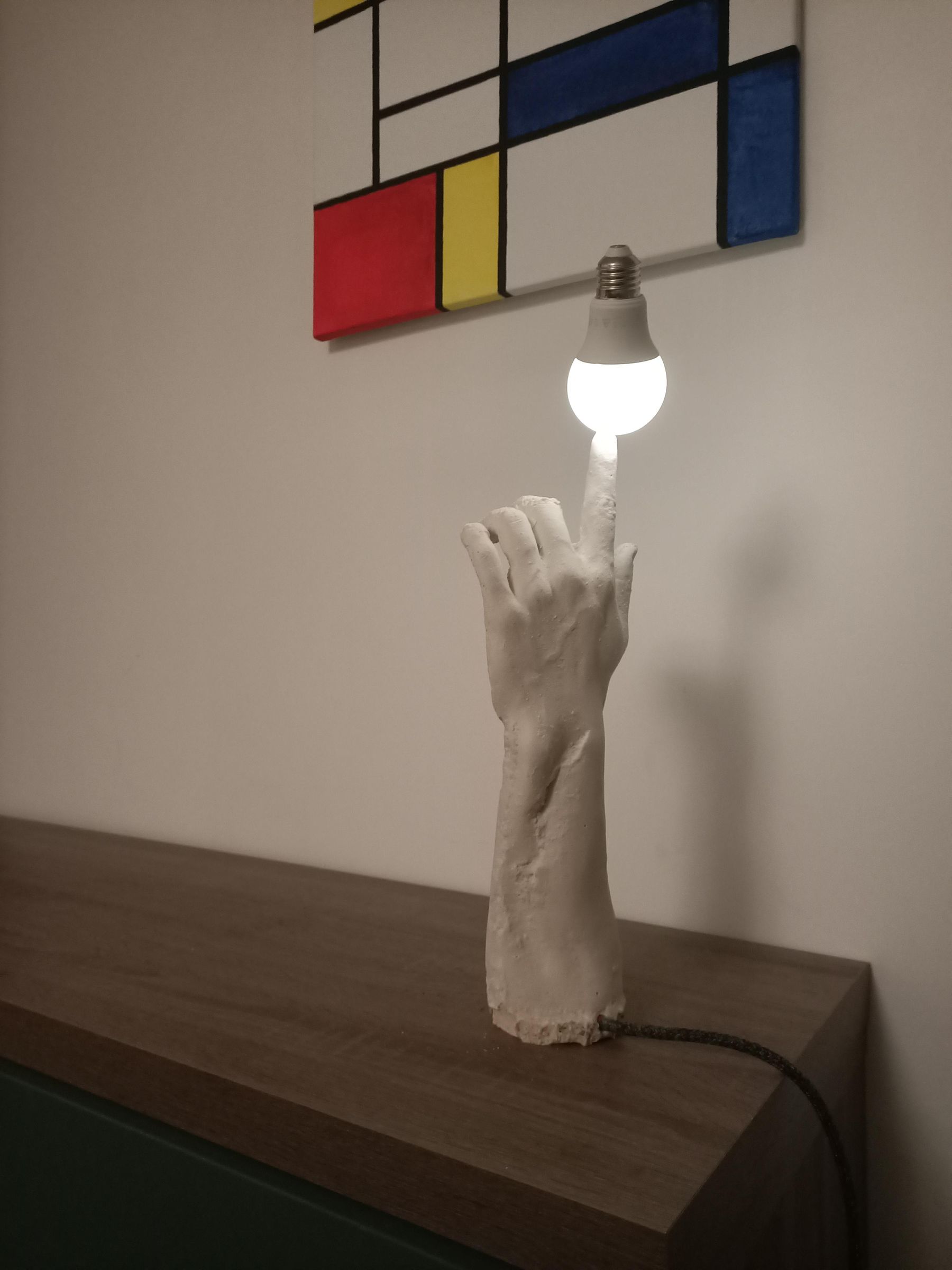 Give Your Lighting a Hand ! : 5 Steps (with Pictures) - Instructables