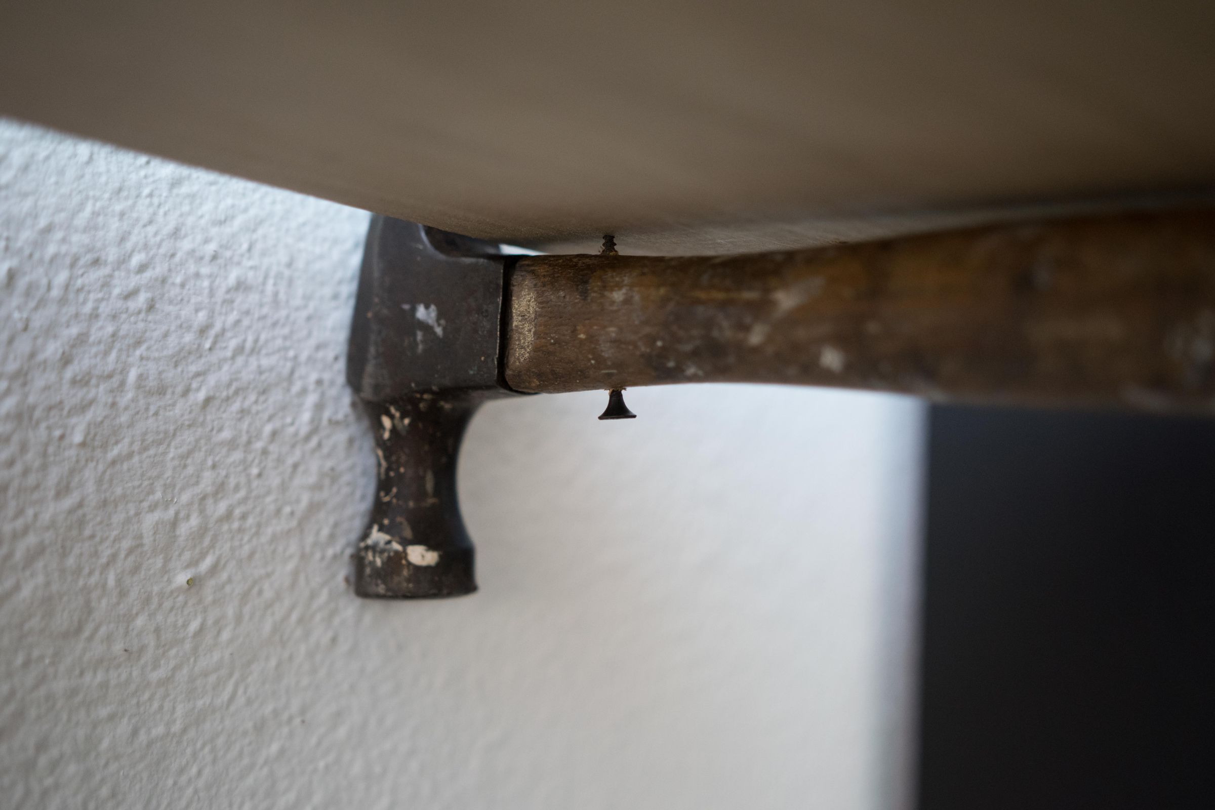 The Hammer Shelf : 12 Steps (with Pictures) - Instructables