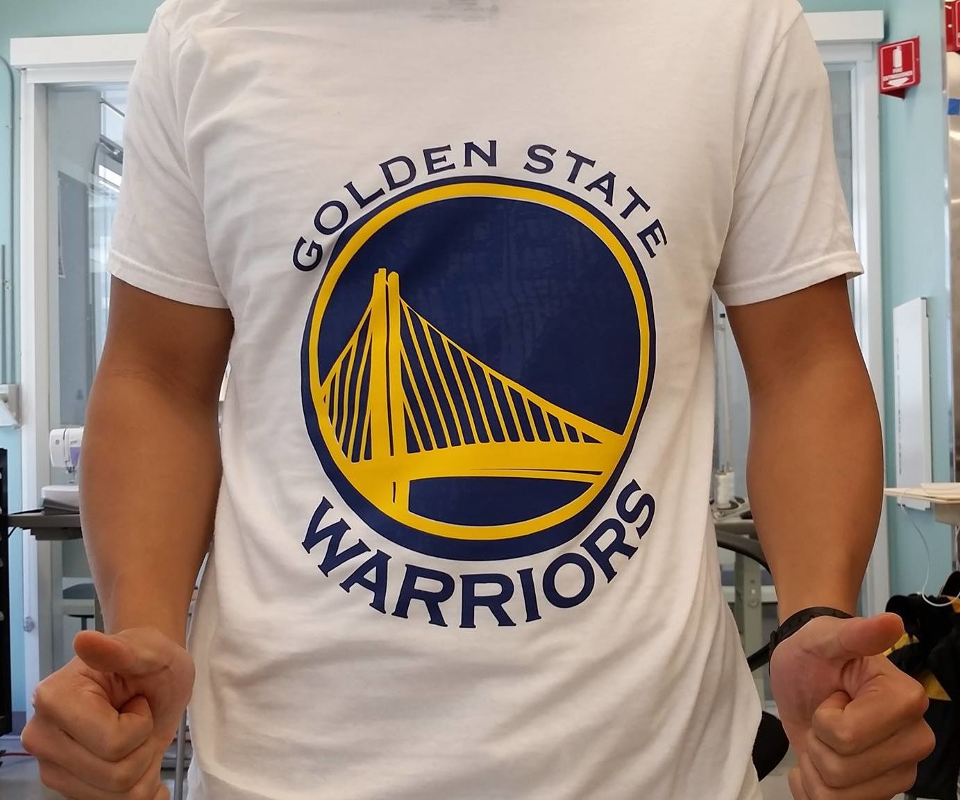 Multi-Color Custom T-Shirts : 9 Steps (with Pictures) - Instructables