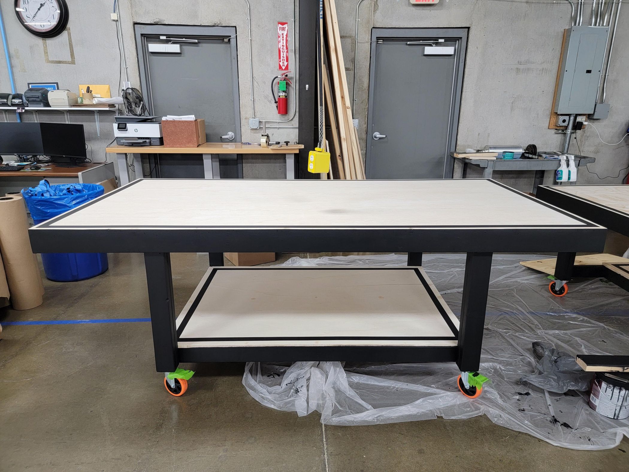 DIY Workbench Table on Wheels : 6 Steps - Instructables