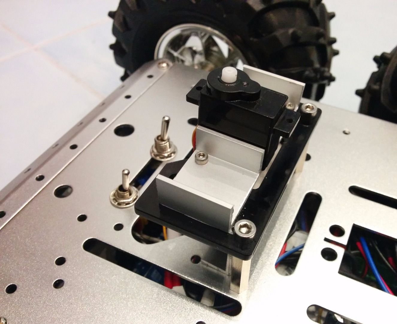 4WD All Terrain Arduino Robot for Everyone : 6 Steps - Instructables